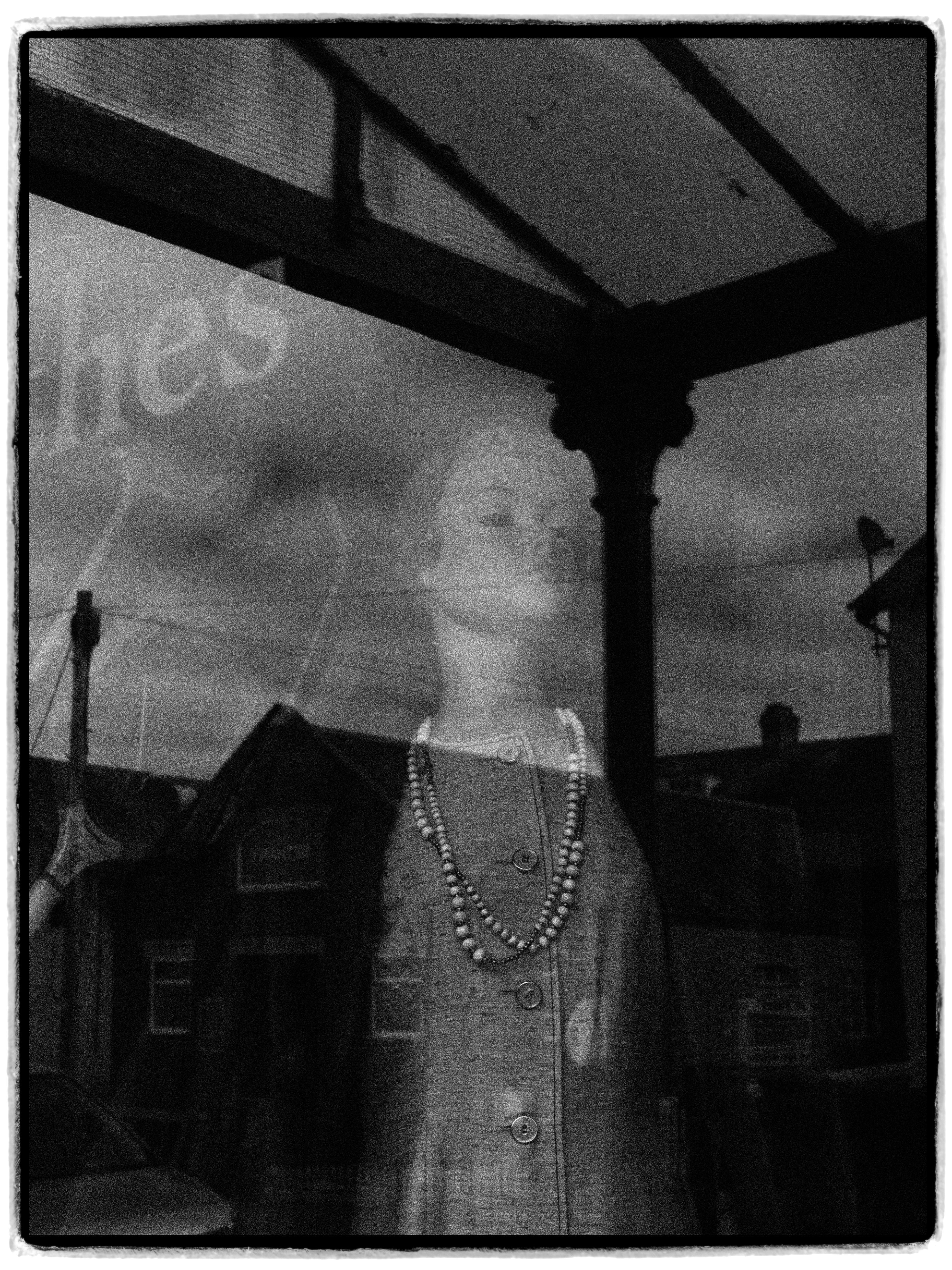 Mannequin on Storefront · Free Stock Photo