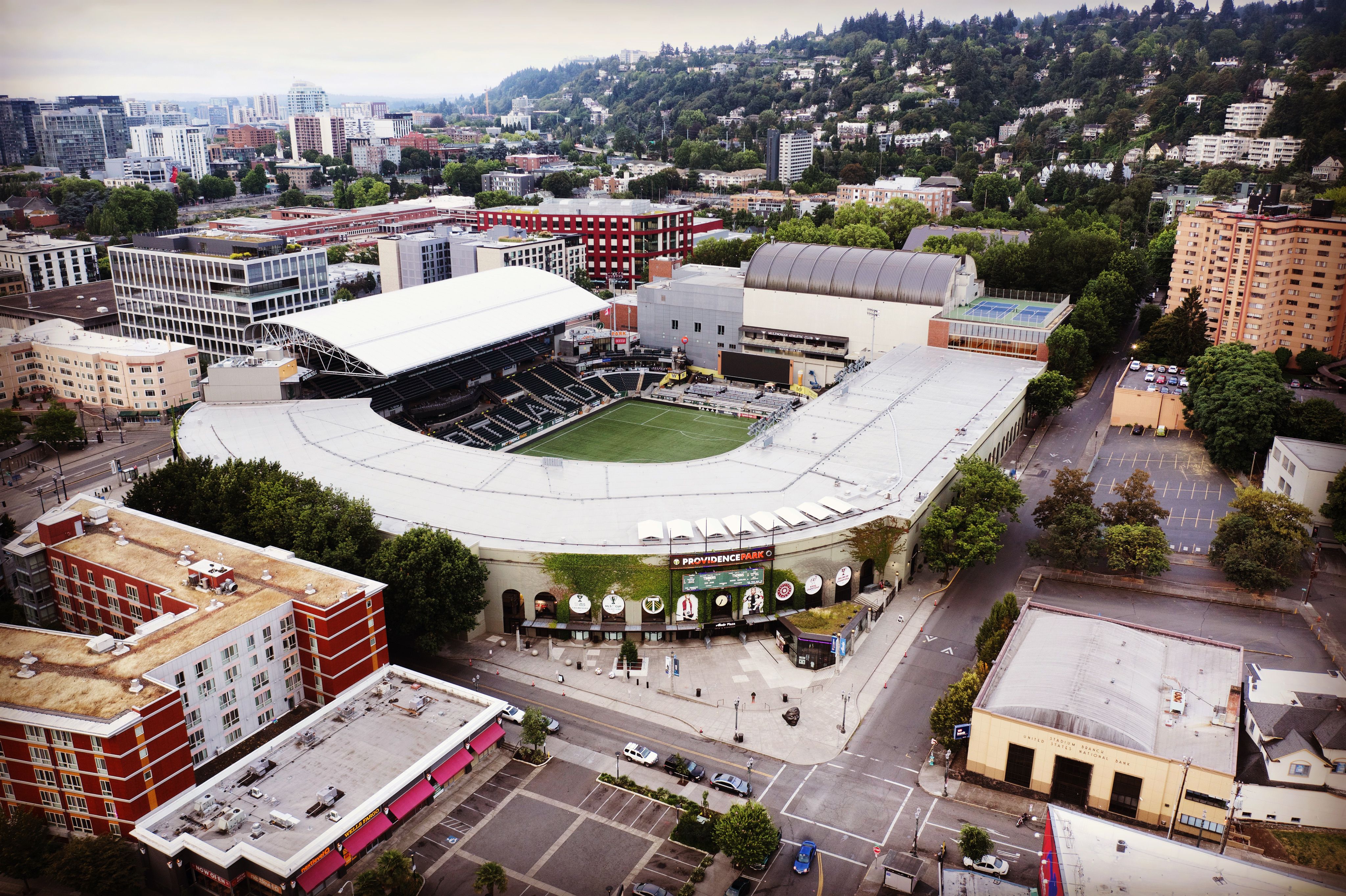 Cityscape with High Angle View of a Stadium · Free Stock Photo