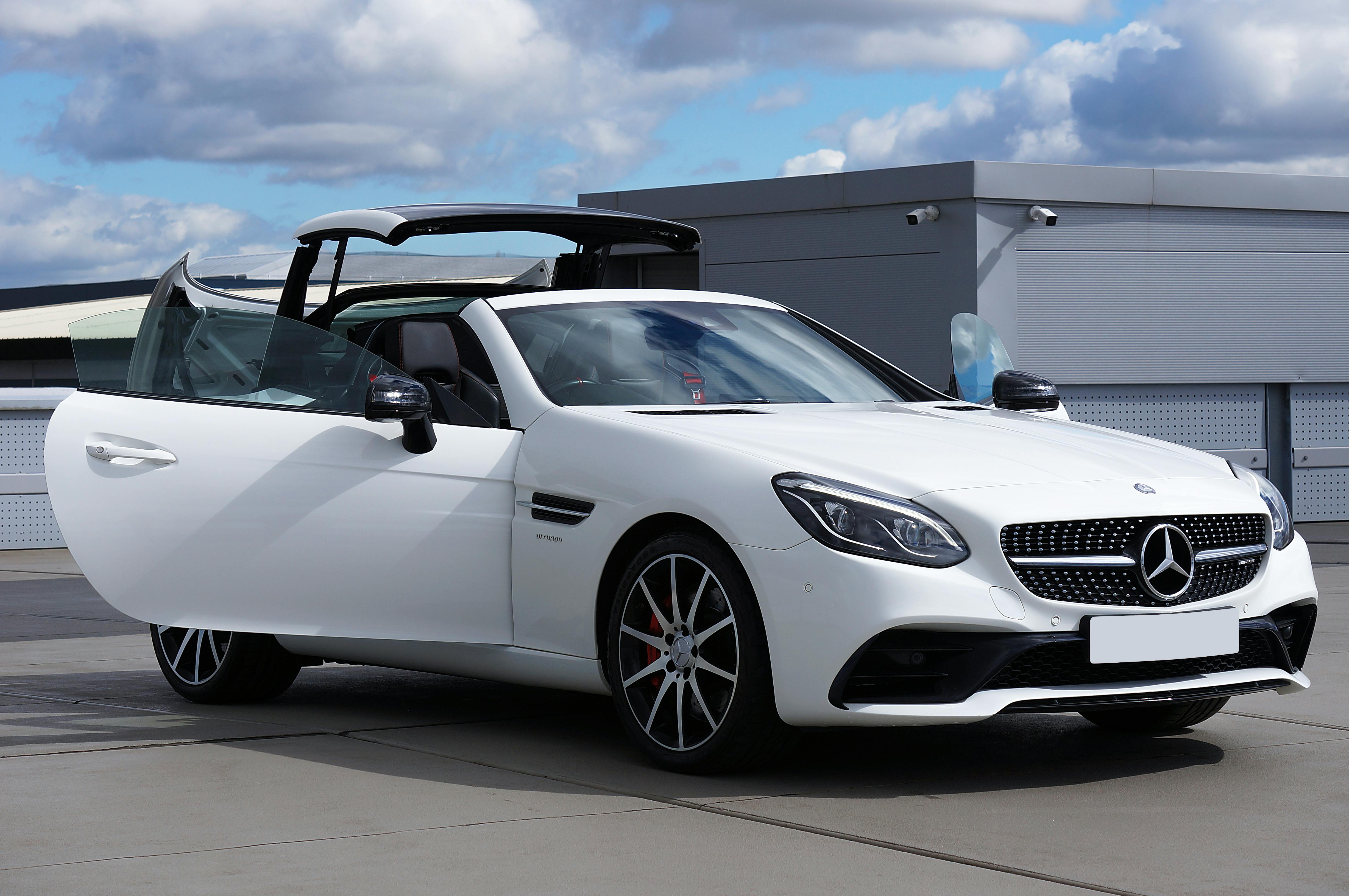 White Mercedes Benz Convertible Coupe · Free Stock Photo