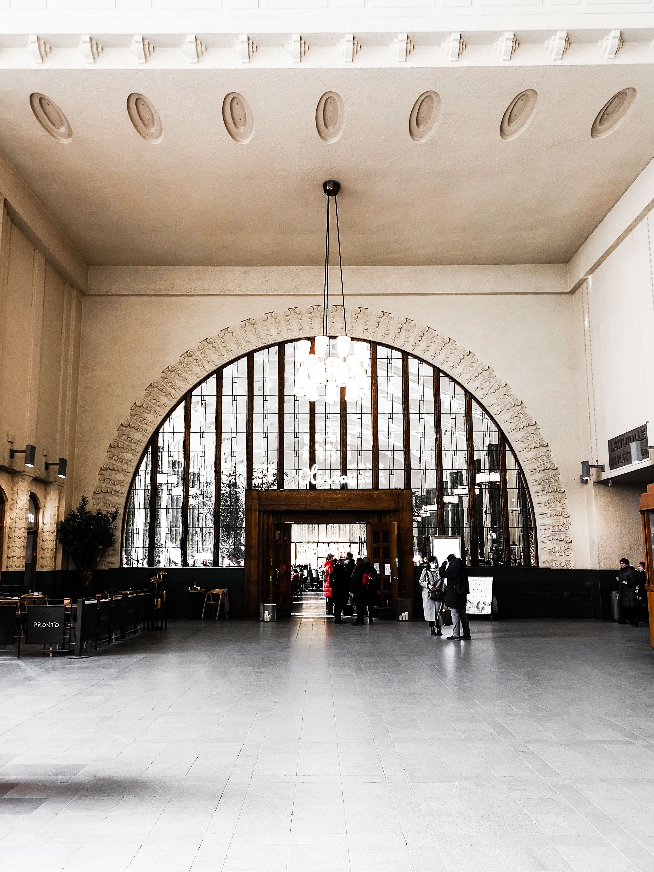 People in Hall with Chandelier · Free Stock Photo