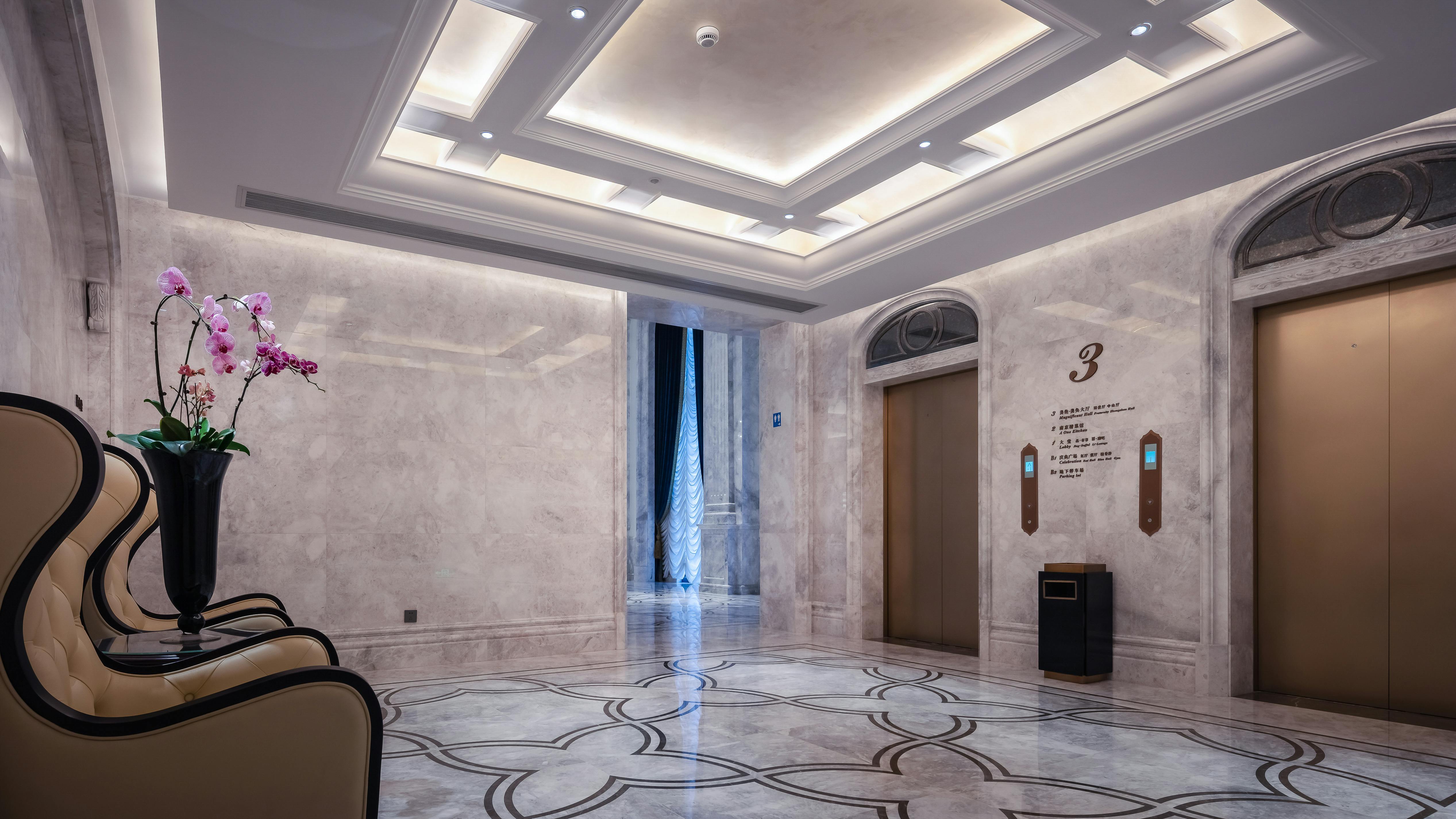 Elevators on Third Floor in Hotel · Free Stock Photo