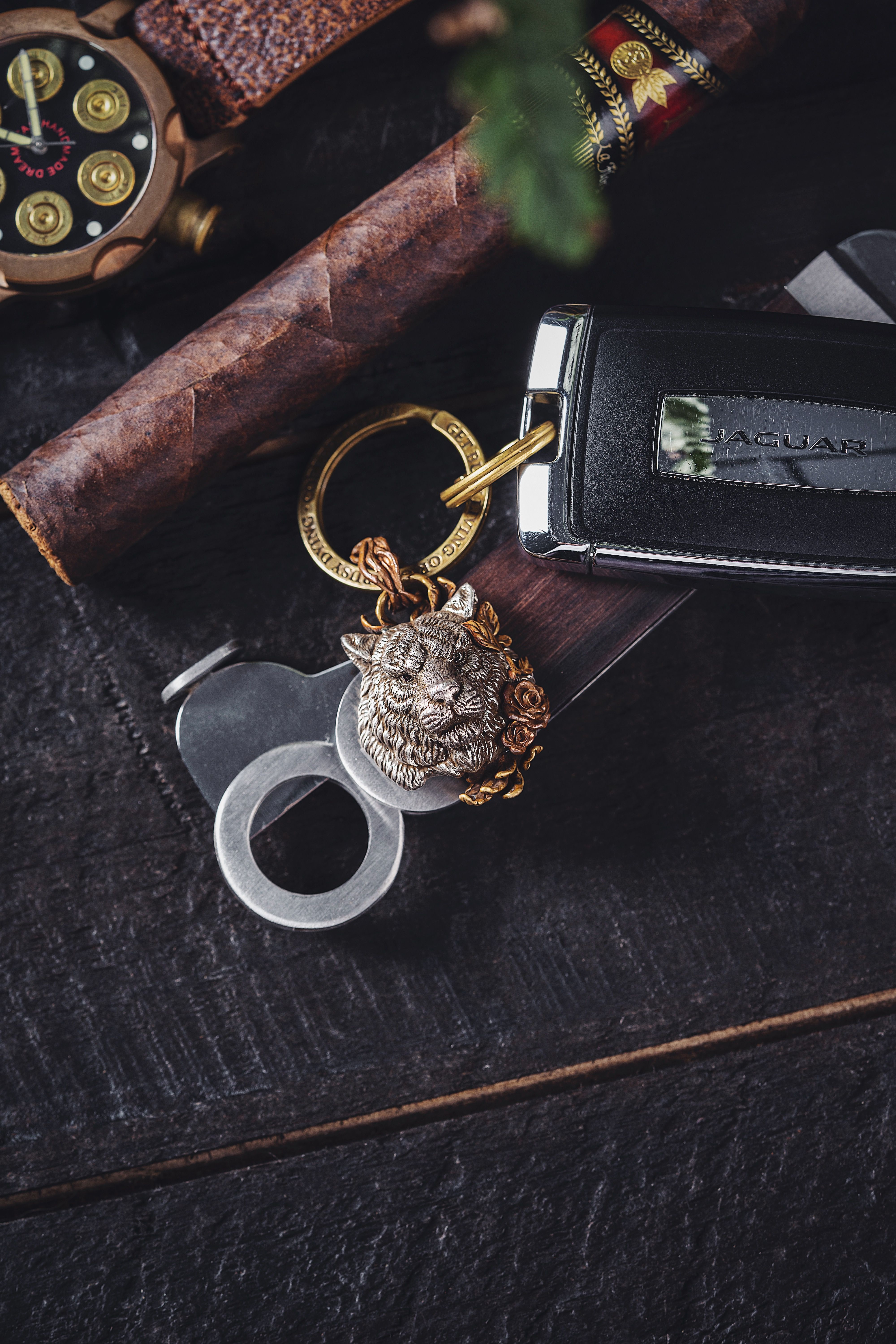 A Key Chain and a Watch · Free Stock Photo