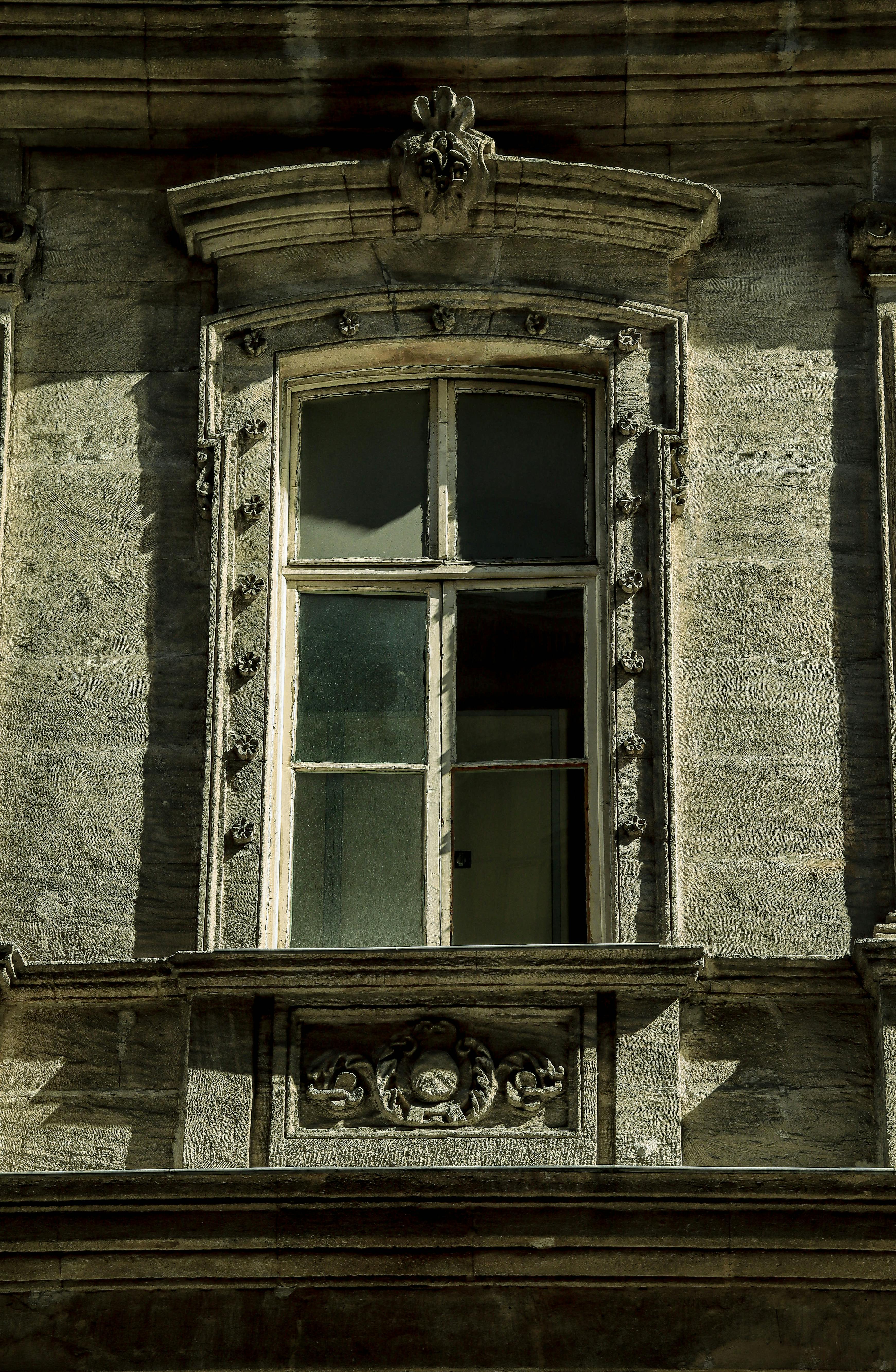 Building Ledge Photos, Download The BEST Free Building Ledge Stock ...