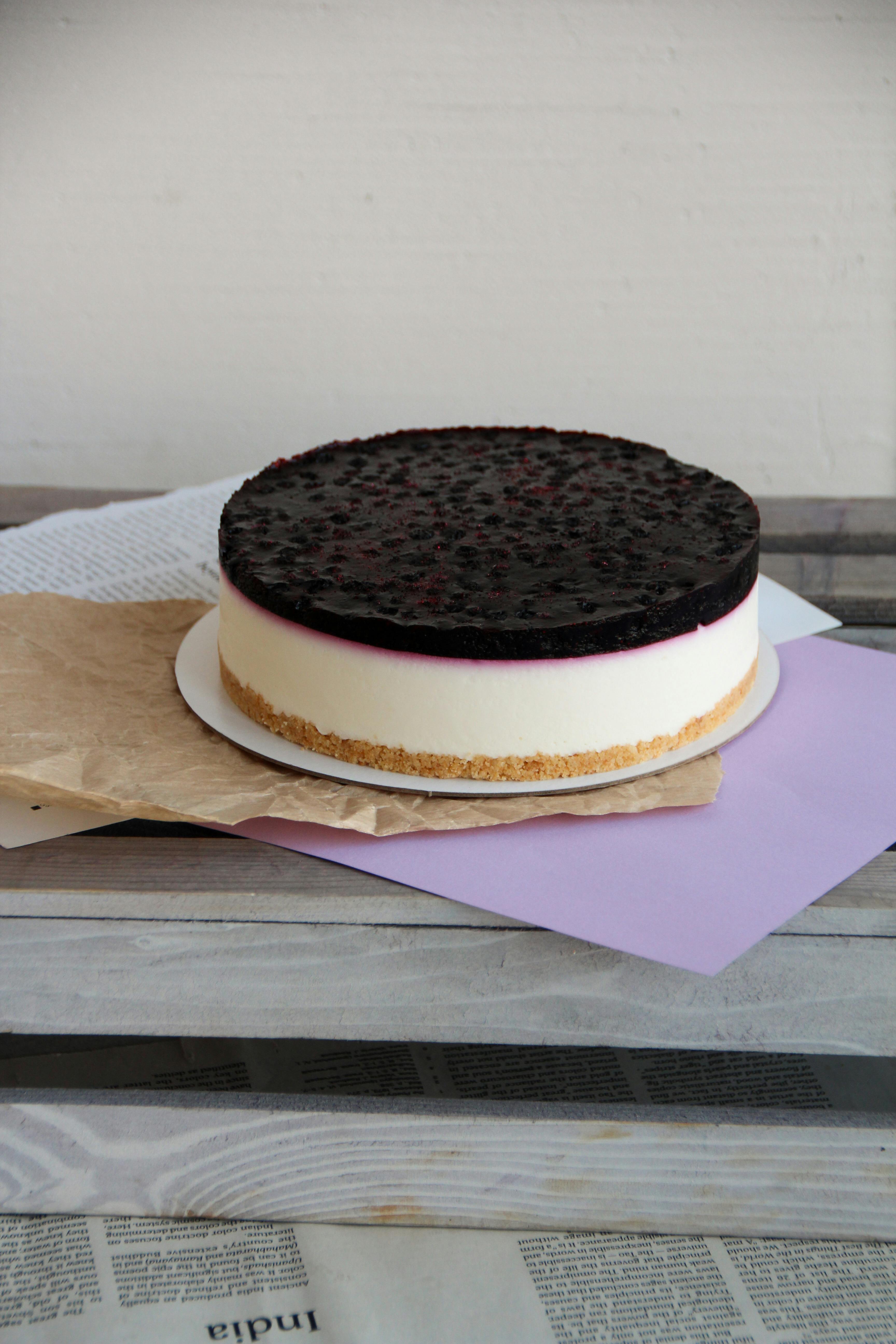 Cake Displayed on Pallet · Free Stock Photo