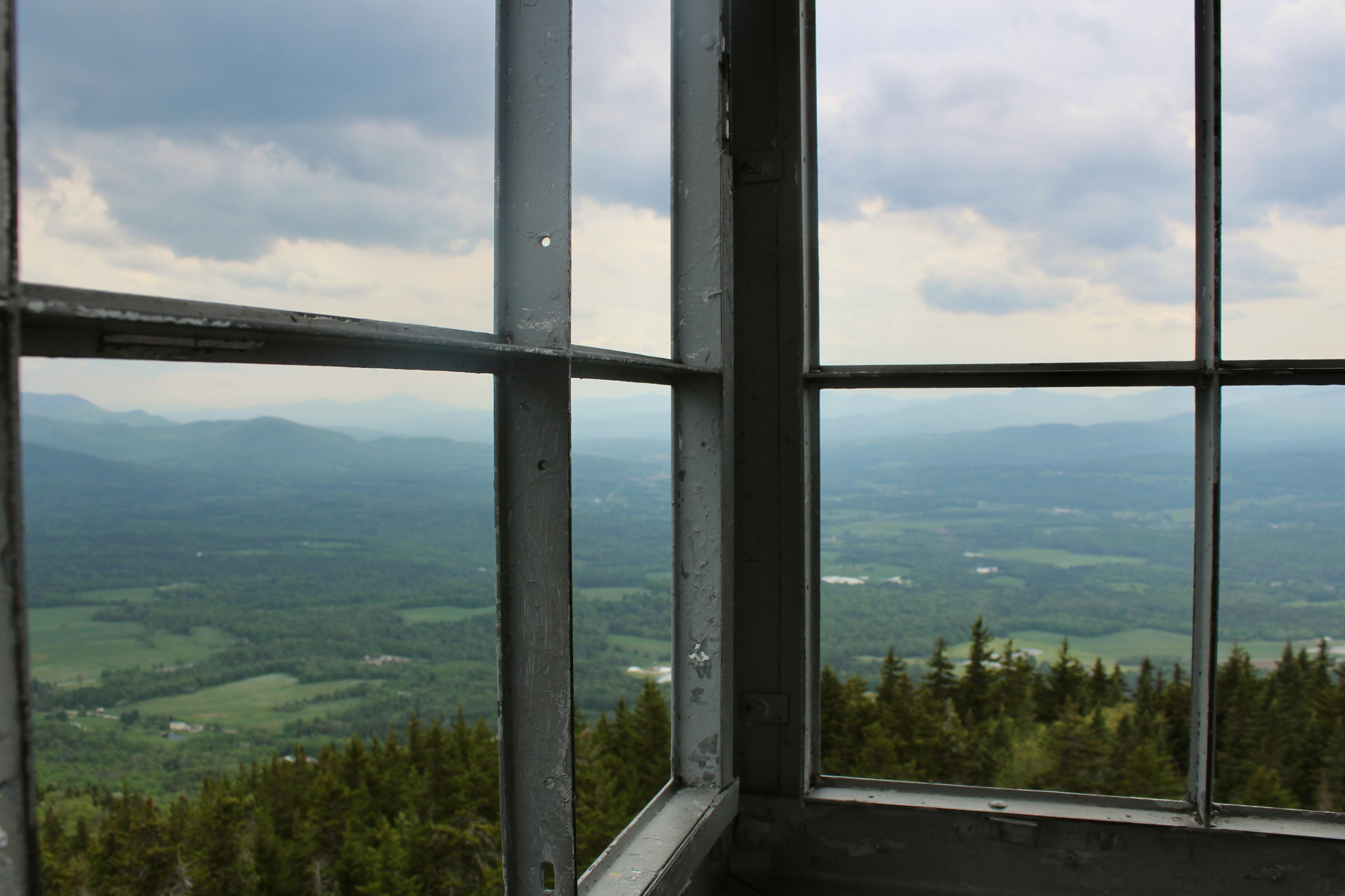 Window and Mountains · Free Stock Photo