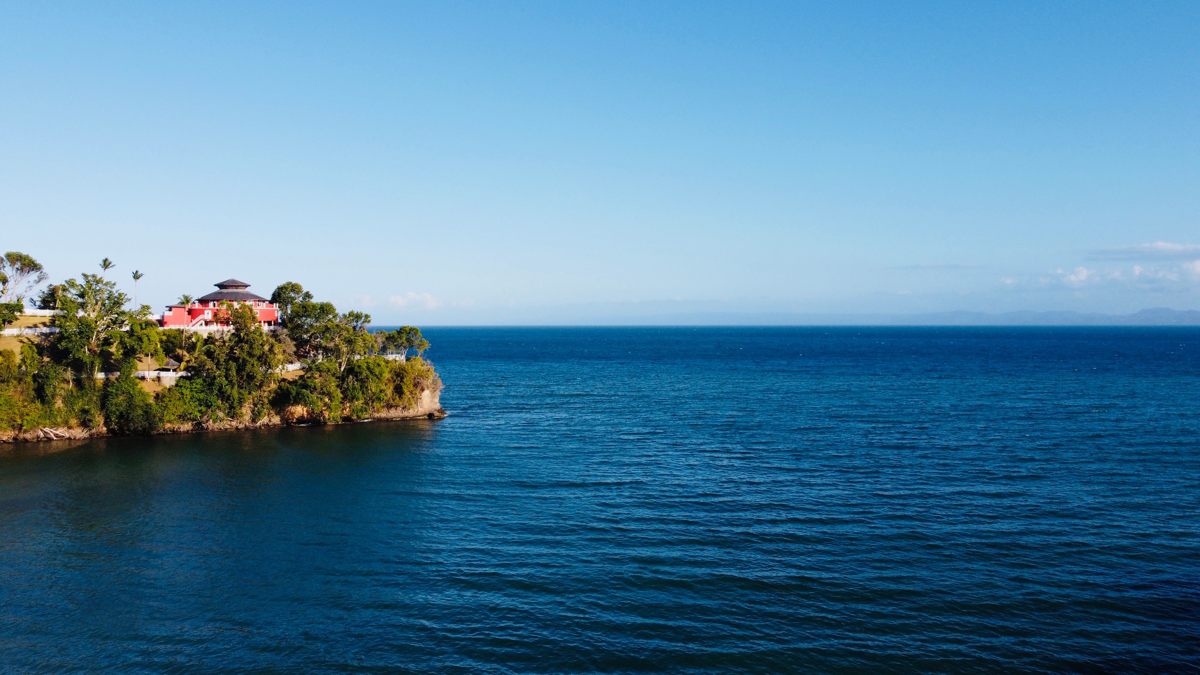 House In The Sea Photos, Download The BEST Free House In The Sea Stock ...