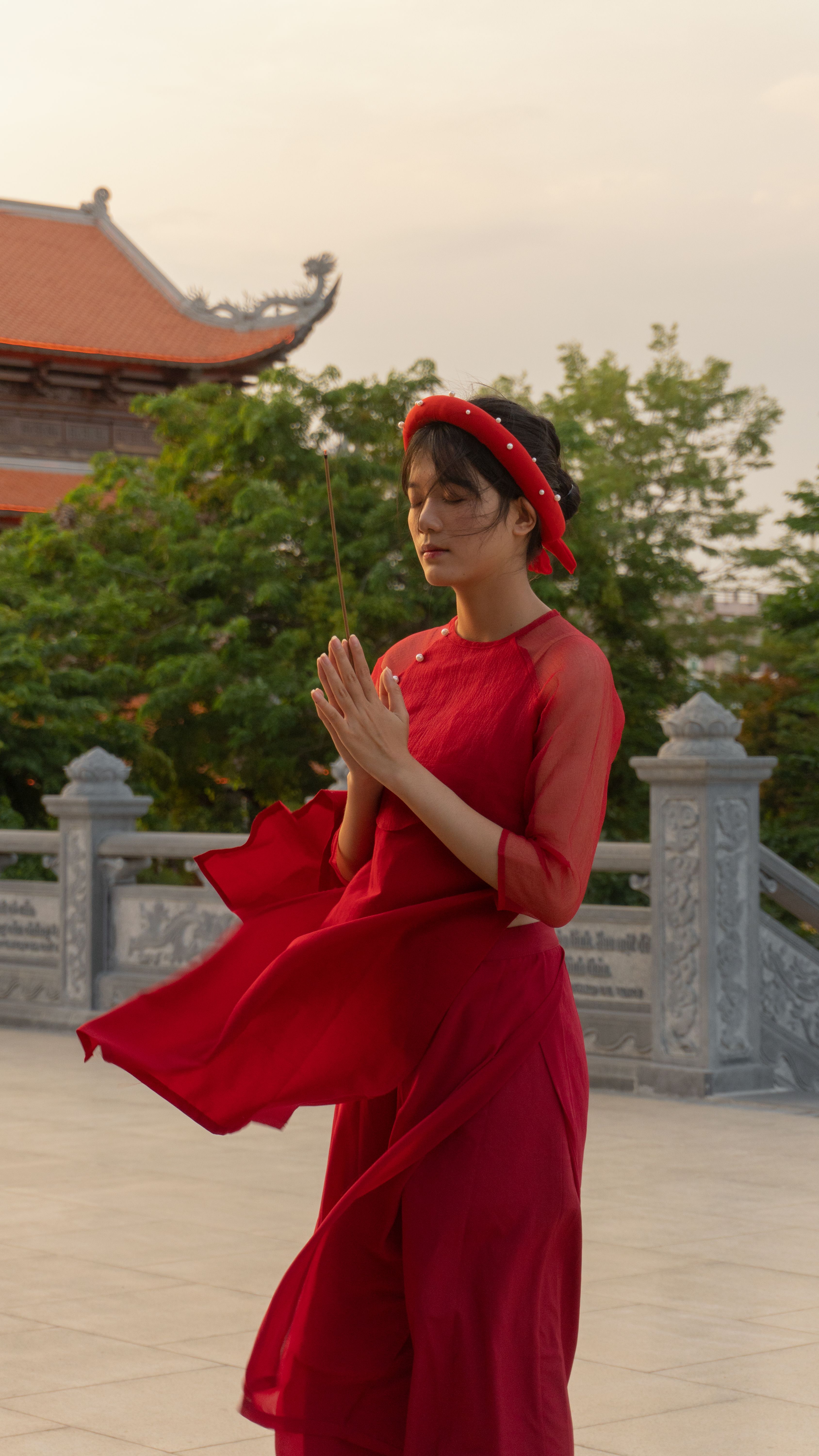 Woman Praying in Temple · Free Stock Photo