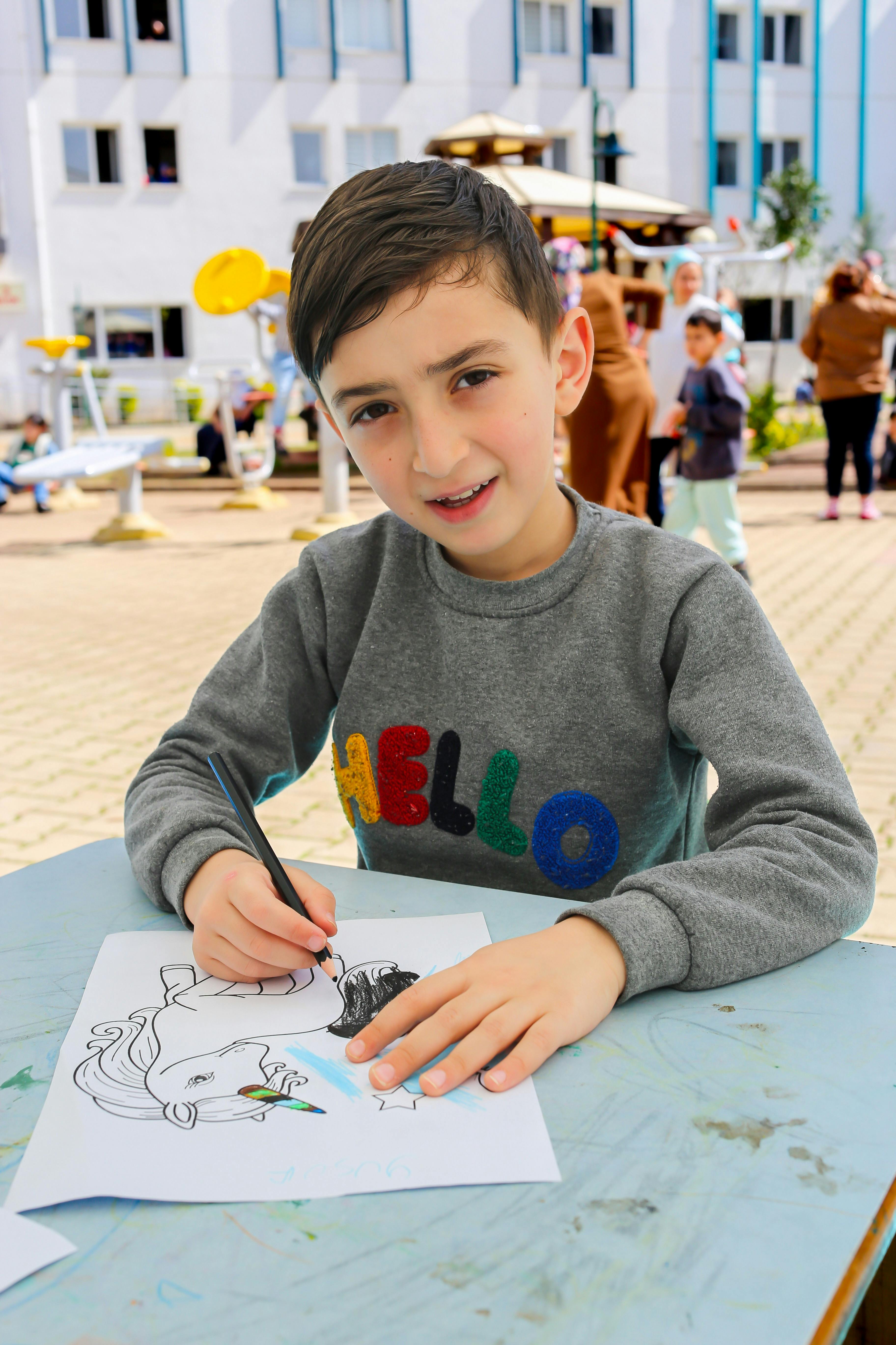 Mini Drawing Photos, Download The BEST Free Mini Drawing Stock Photos ...