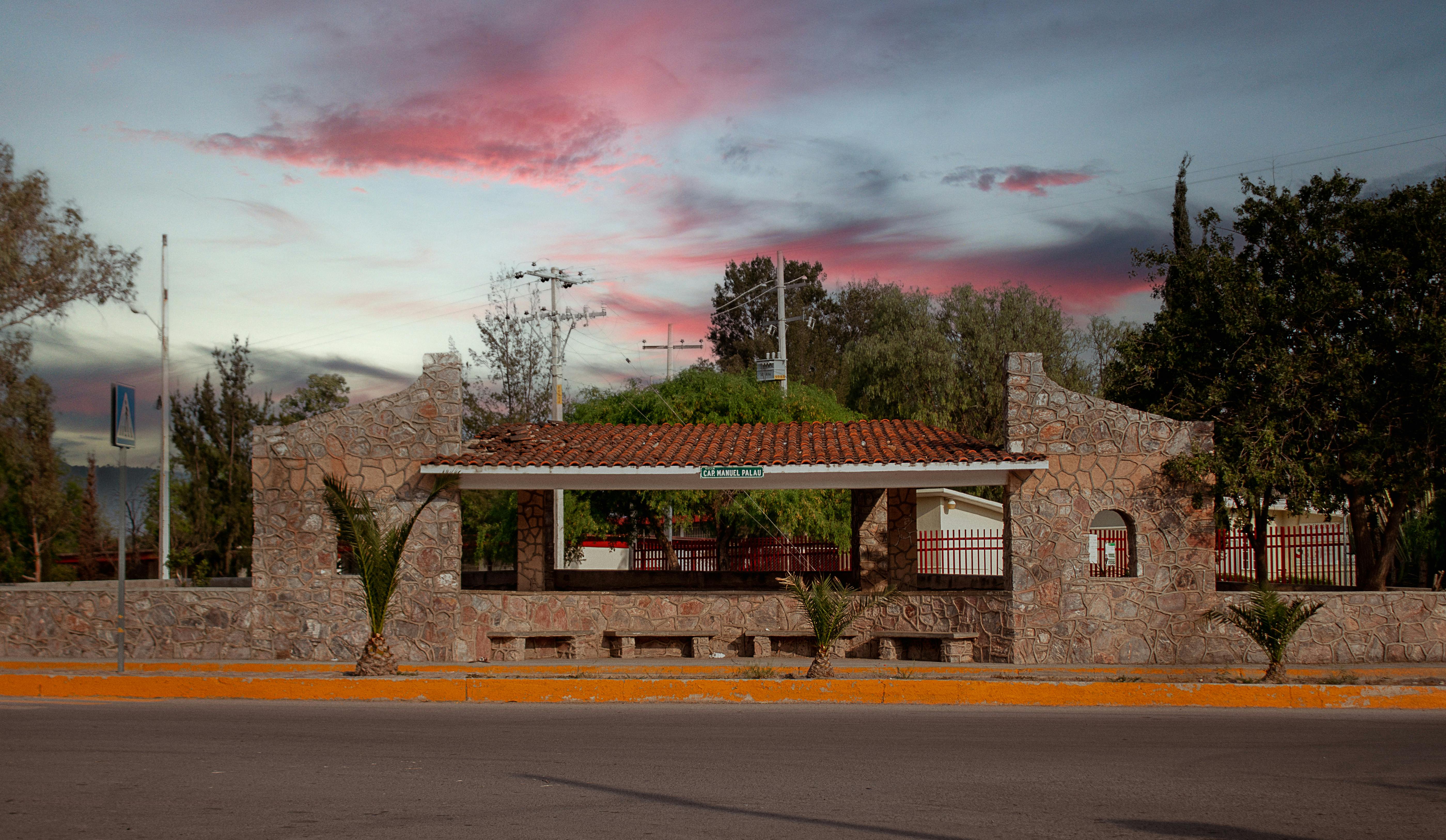 Rancho Los 3 Potrillos Building in San Pedro Tlaquepaque, Mexico · Free ...