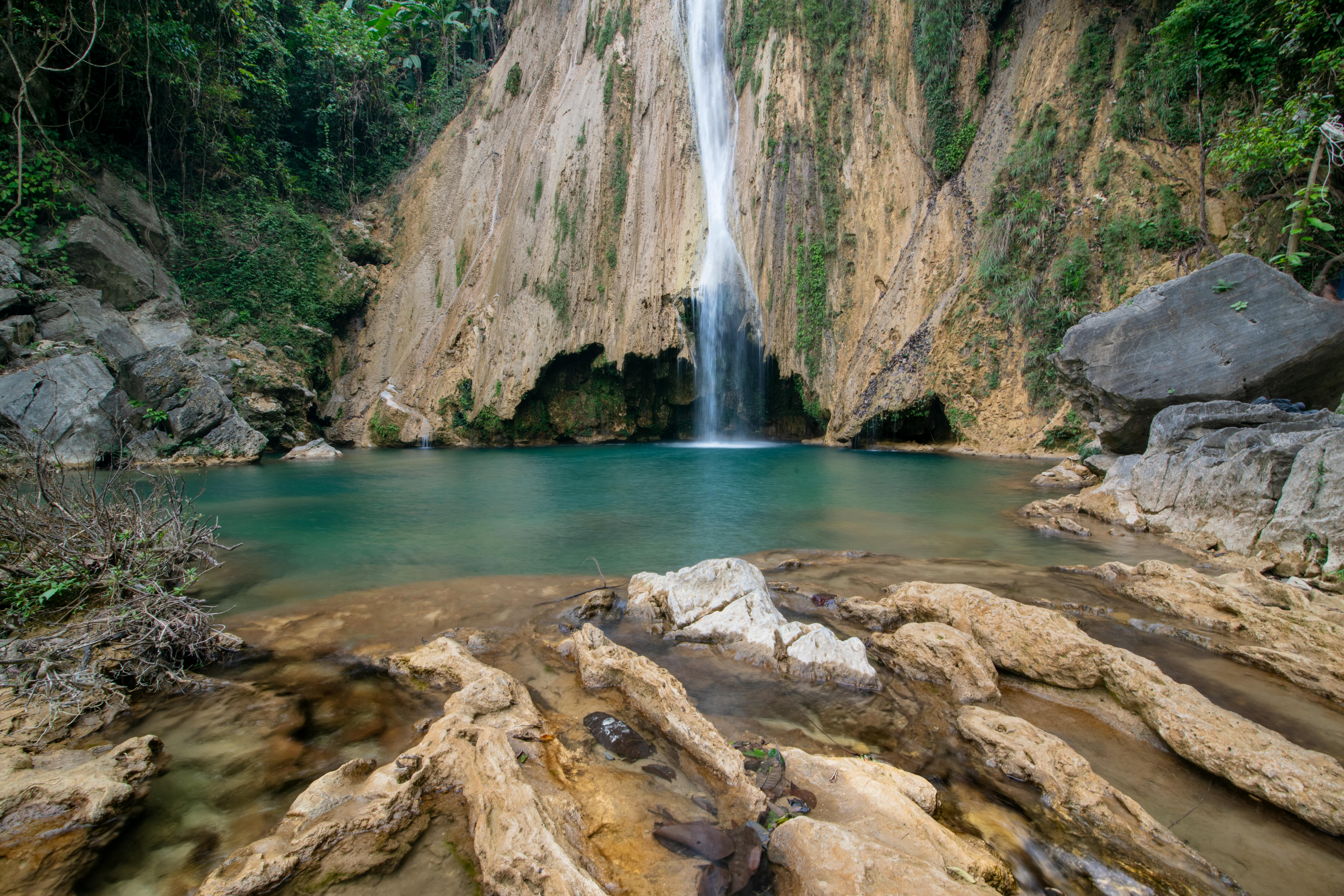 Flowing Water in Waterfall · Free Stock Photo