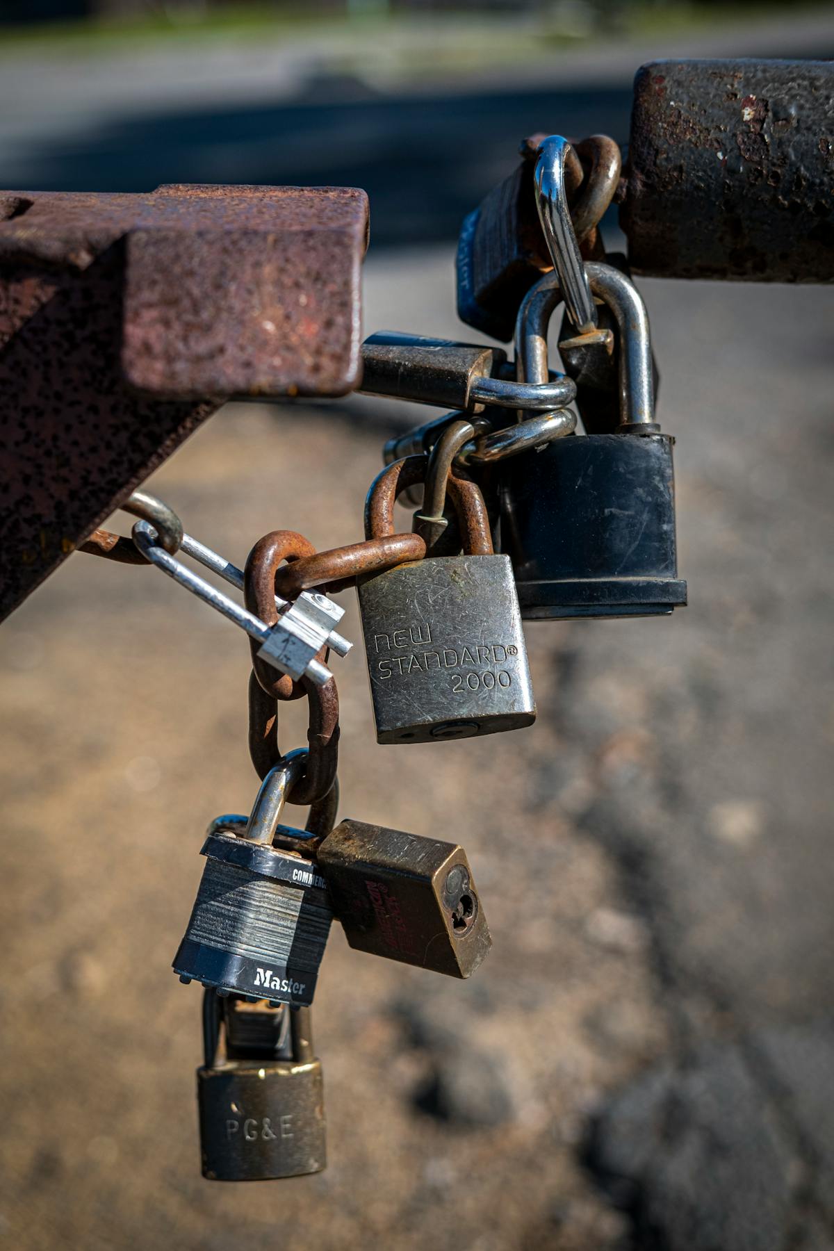 Locks And Chain Photos, Download The BEST Free Locks And Chain Stock ...
