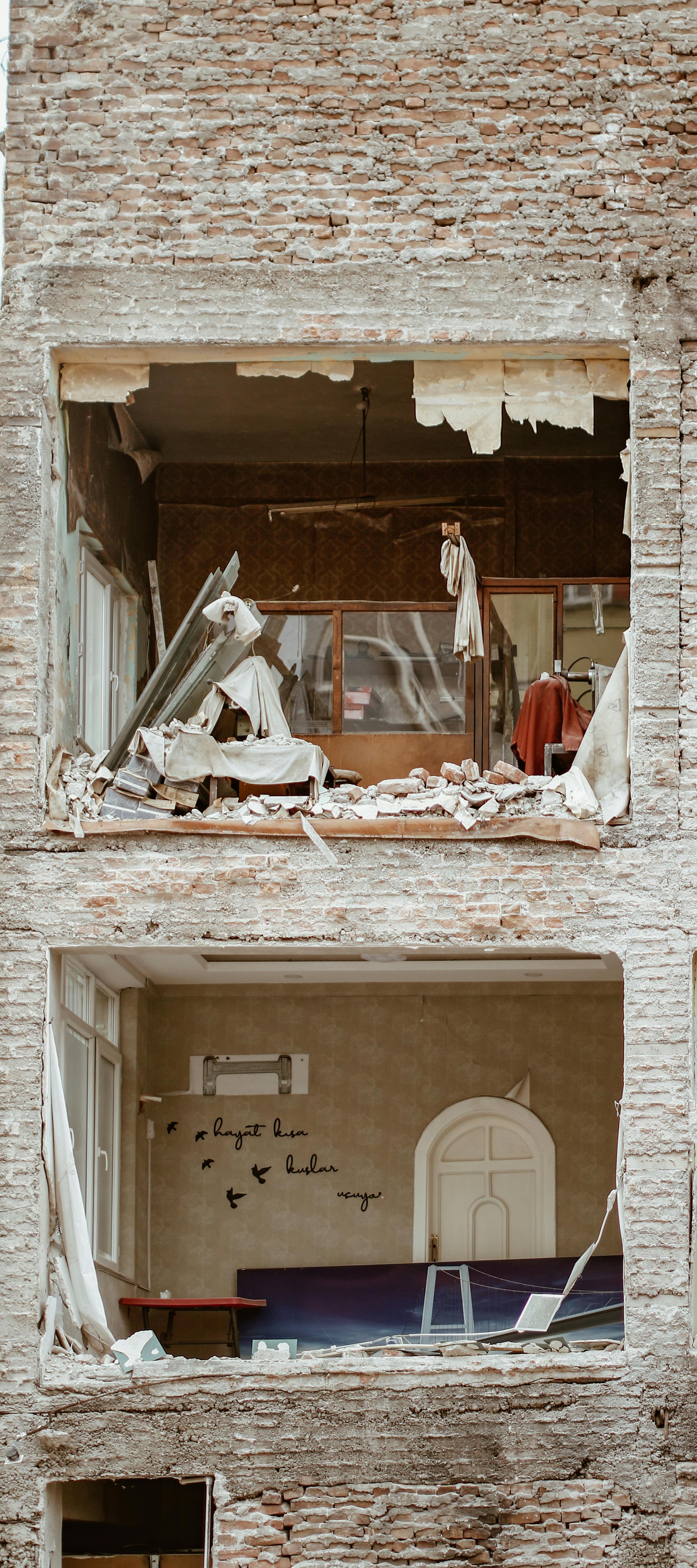 Destroyed Residential Building · Free Stock Photo