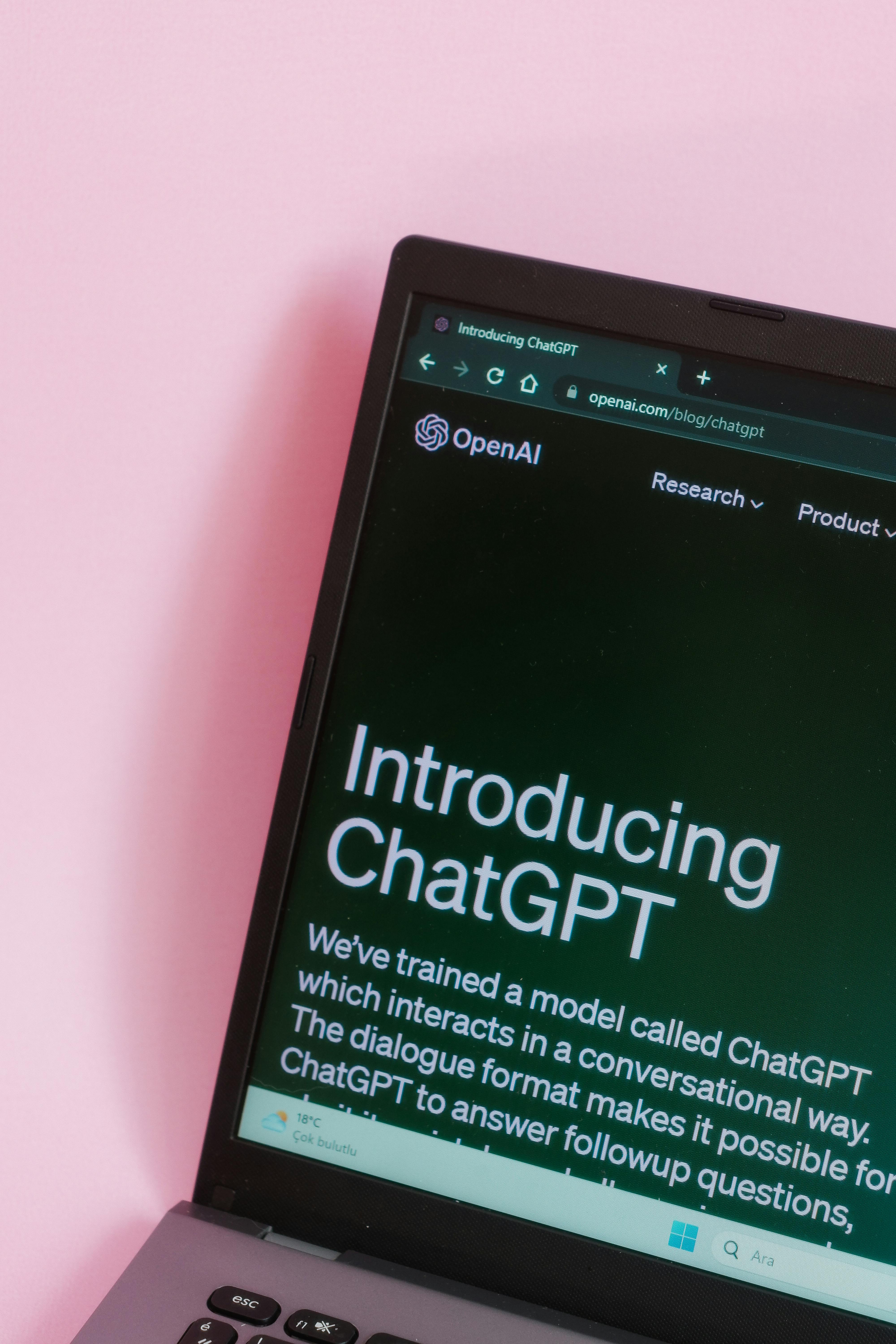 Laptop Zeigt Chat Gpt Einführungsbildschirm An · Kostenloses Stock-Foto