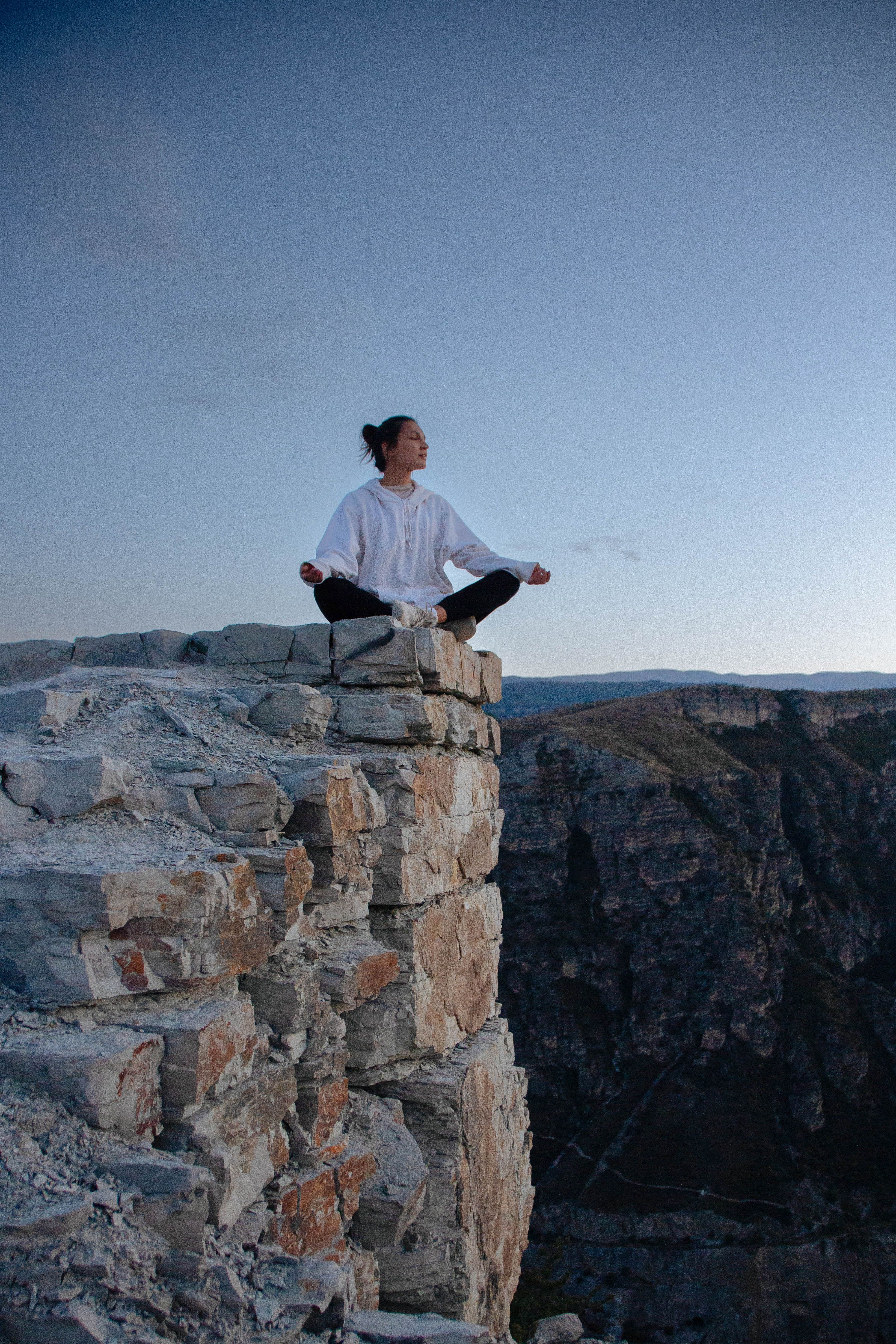 Yoga With View Photos, Download The BEST Free Yoga With View Stock ...