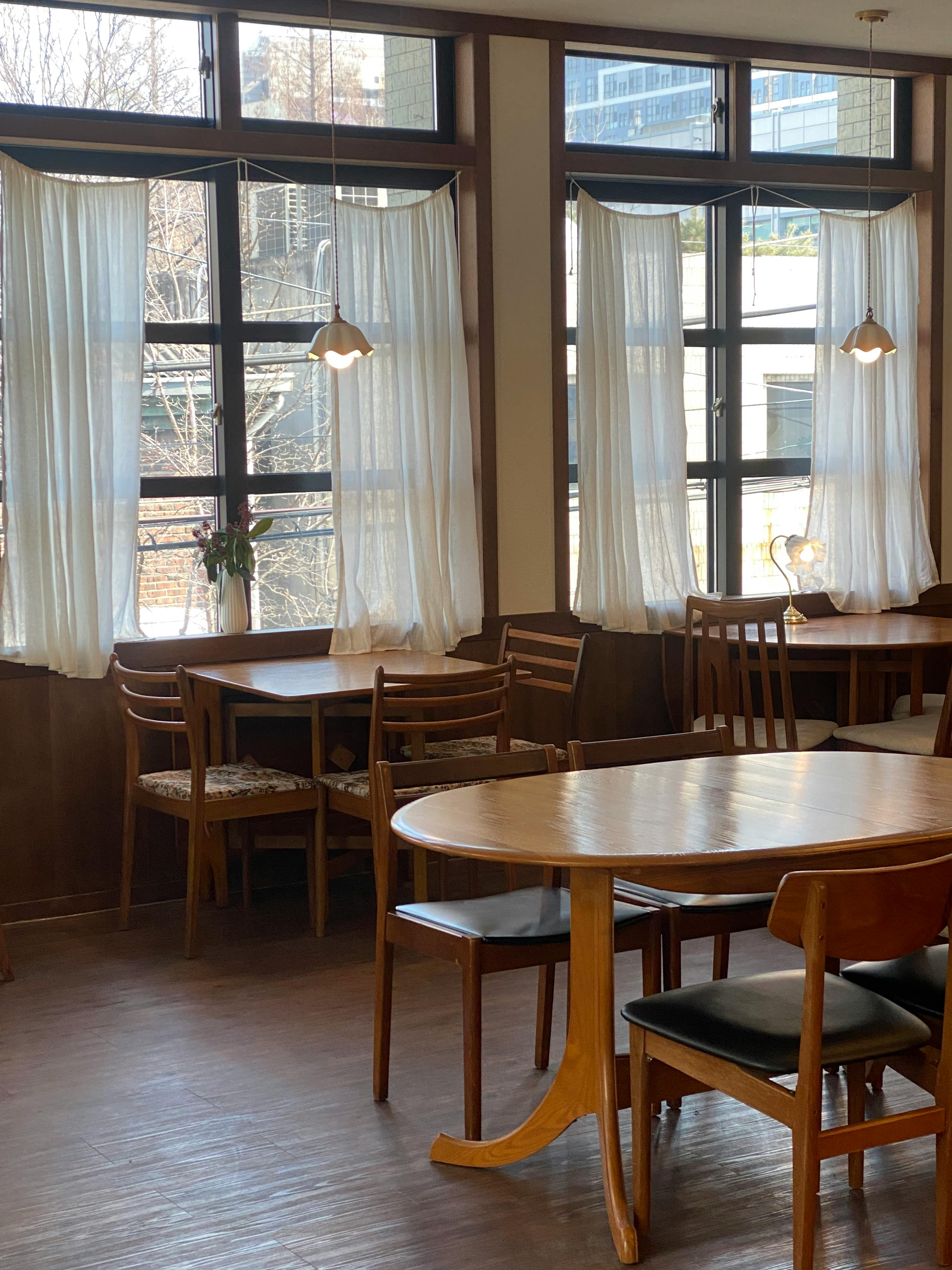 View of Empty Restaurant · Free Stock Photo