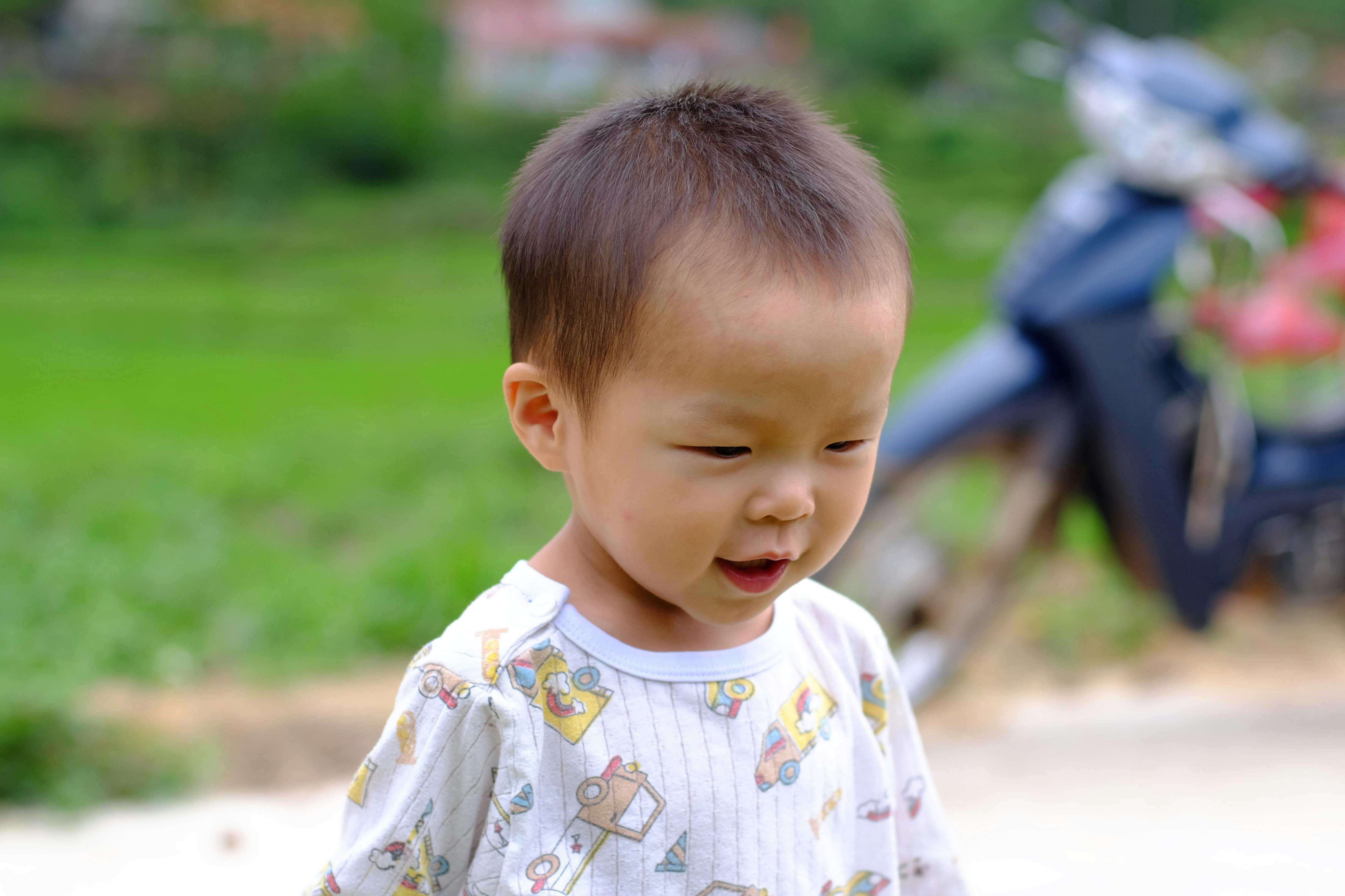 Baby Monks Photos, Download The BEST Free Baby Monks Stock Photos & HD ...