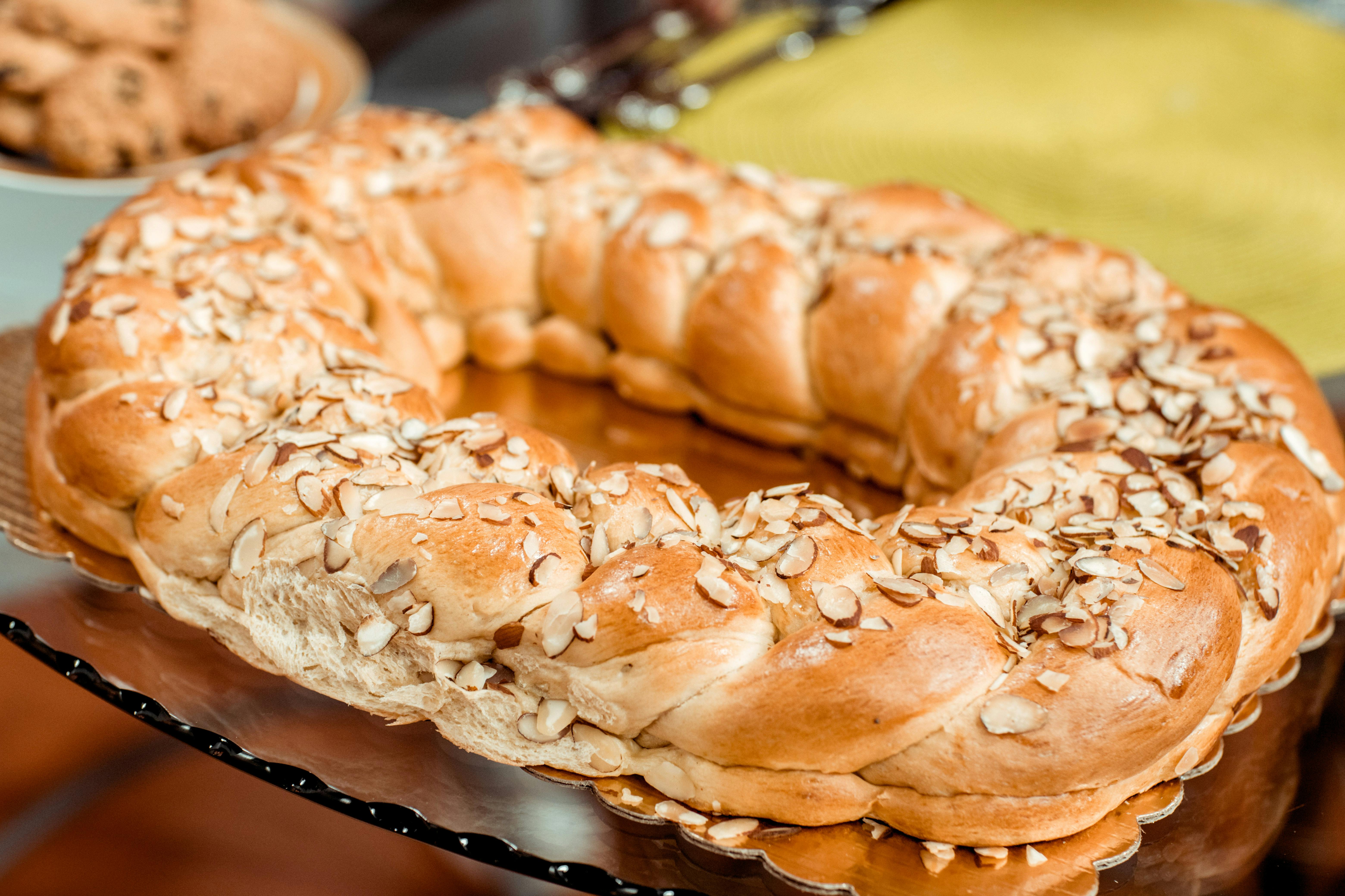 Thread Bread Photos, Download The BEST Free Thread Bread Stock Photos ...