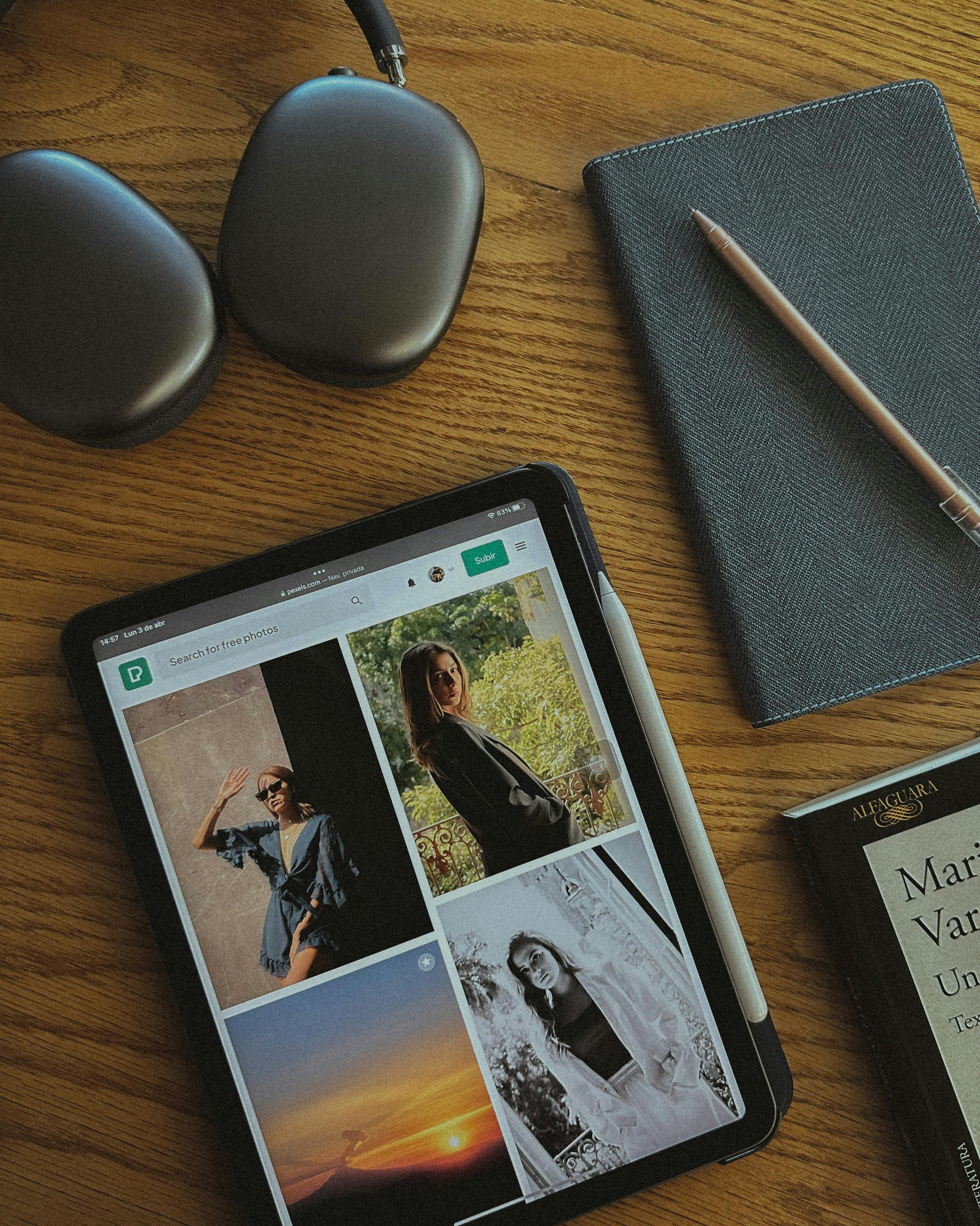 Woman Pictures on Tablet Touchscreen · Free Stock Photo