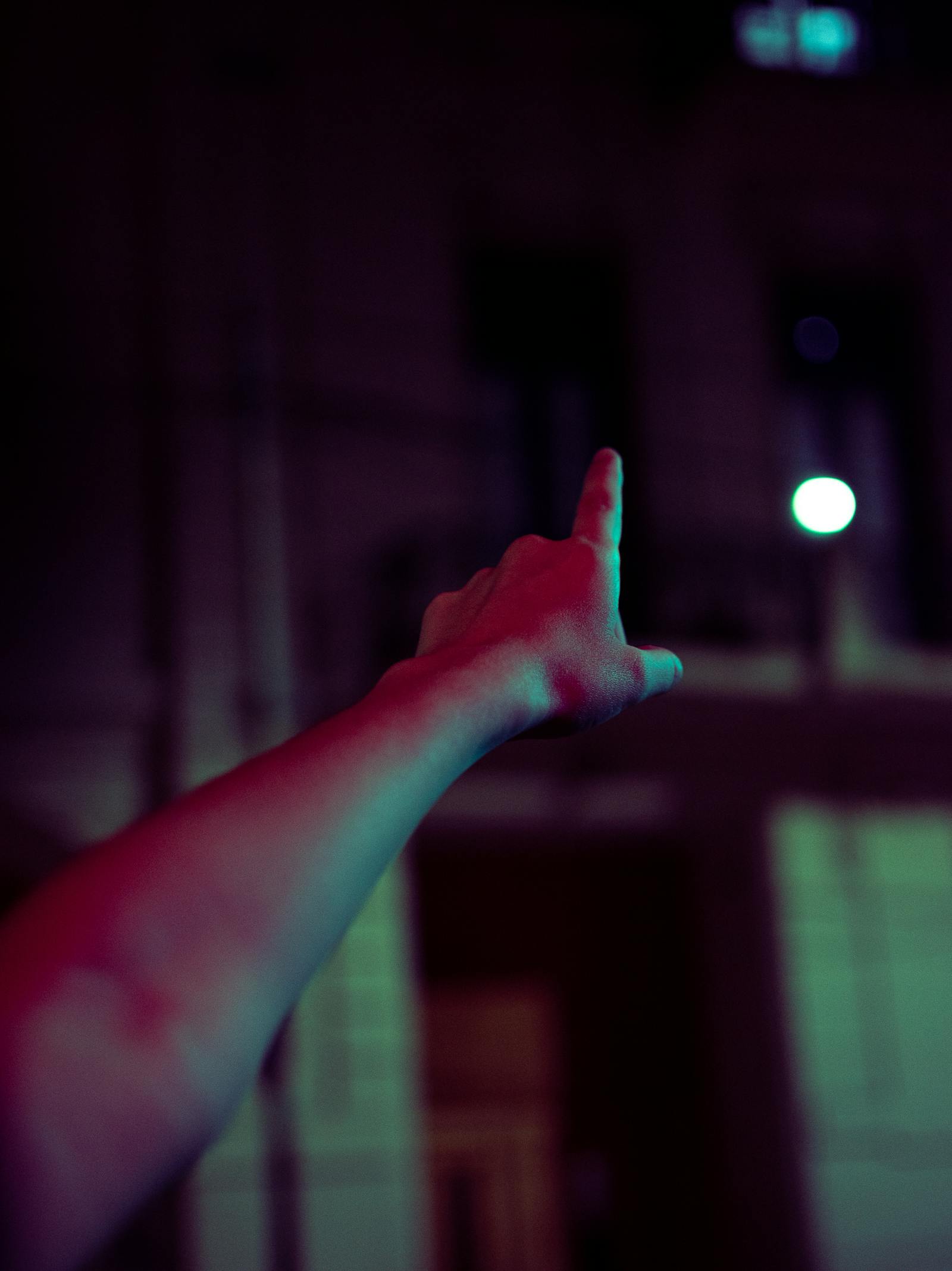 Pointing Wallpaper Photos, Download The BEST Free Pointing Wallpaper ...