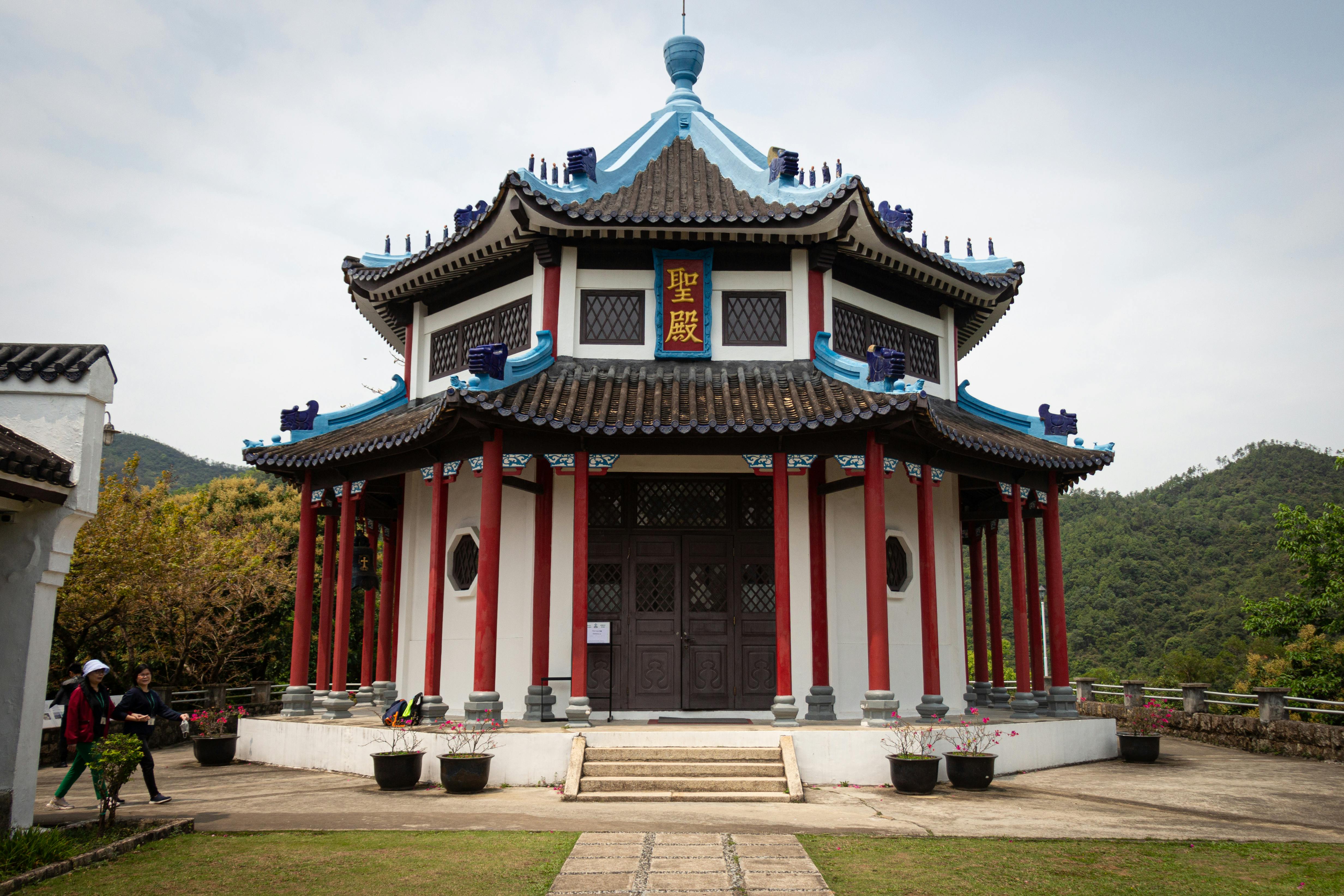 Facade of a Temple · Free Stock Photo
