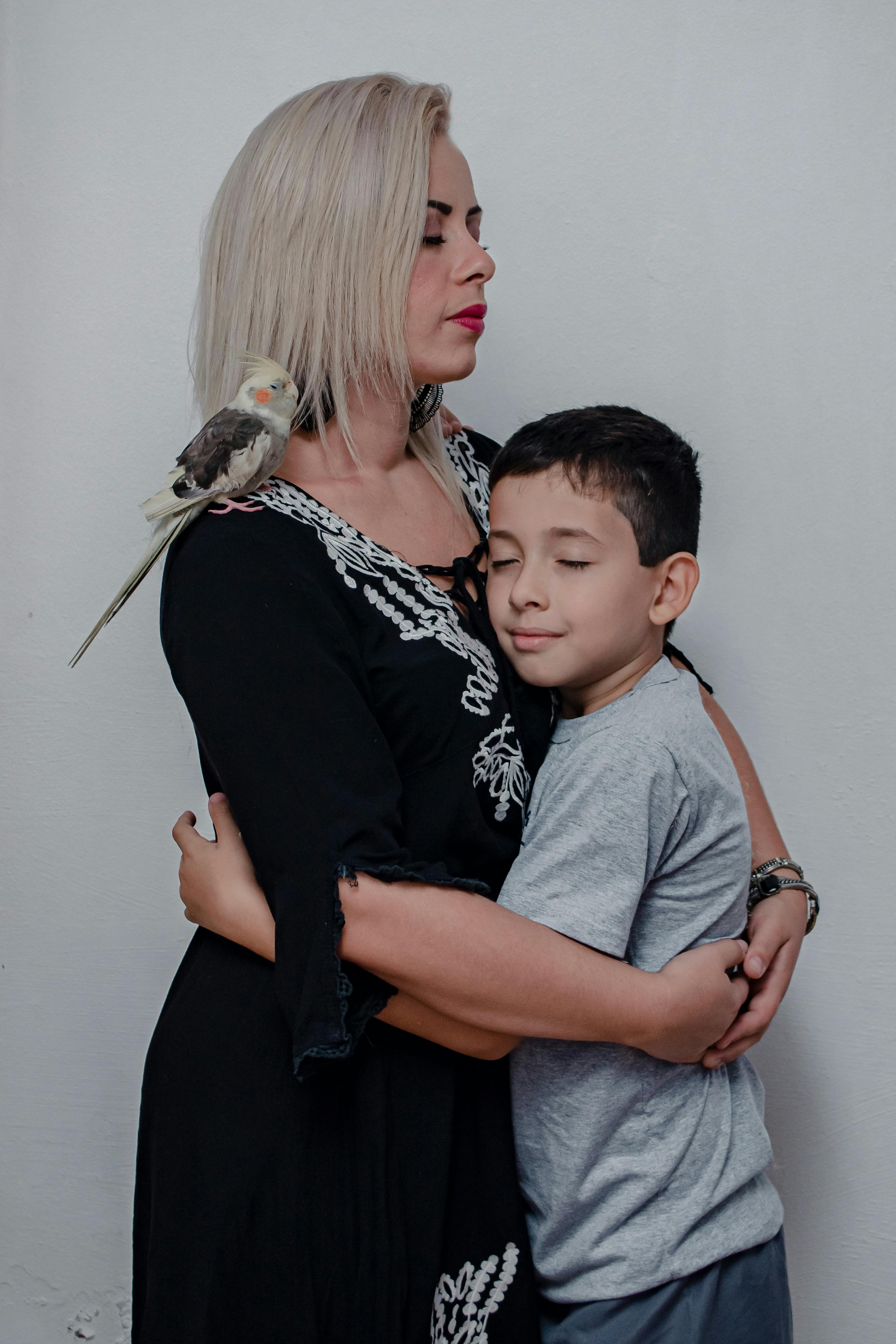 Mother And Son Background Photos, Download The BEST Free Mother And Son ...