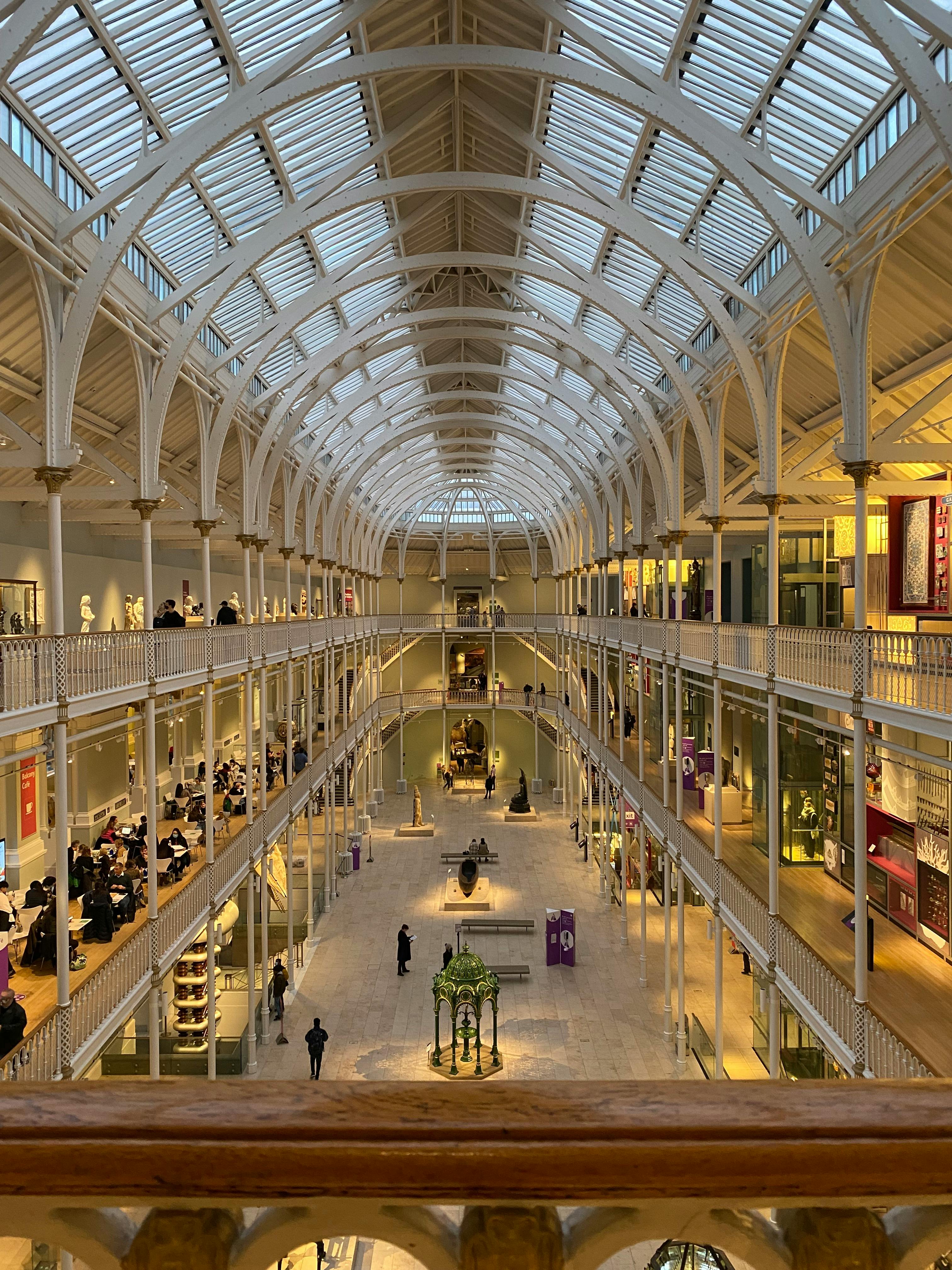 People in National Museum of Scotland · Free Stock Photo