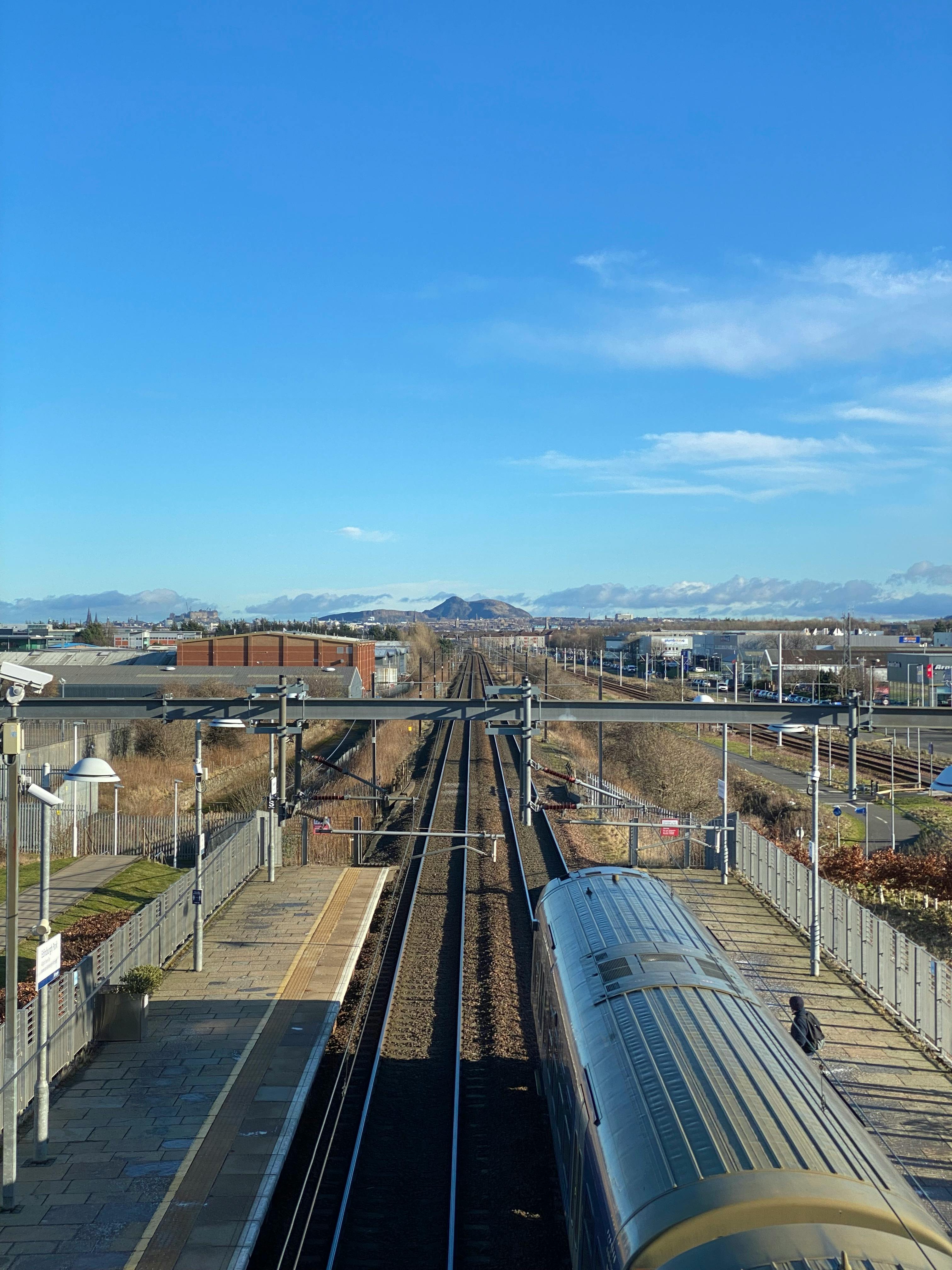 Train Platforms Photos, Download The BEST Free Train Platforms Stock ...