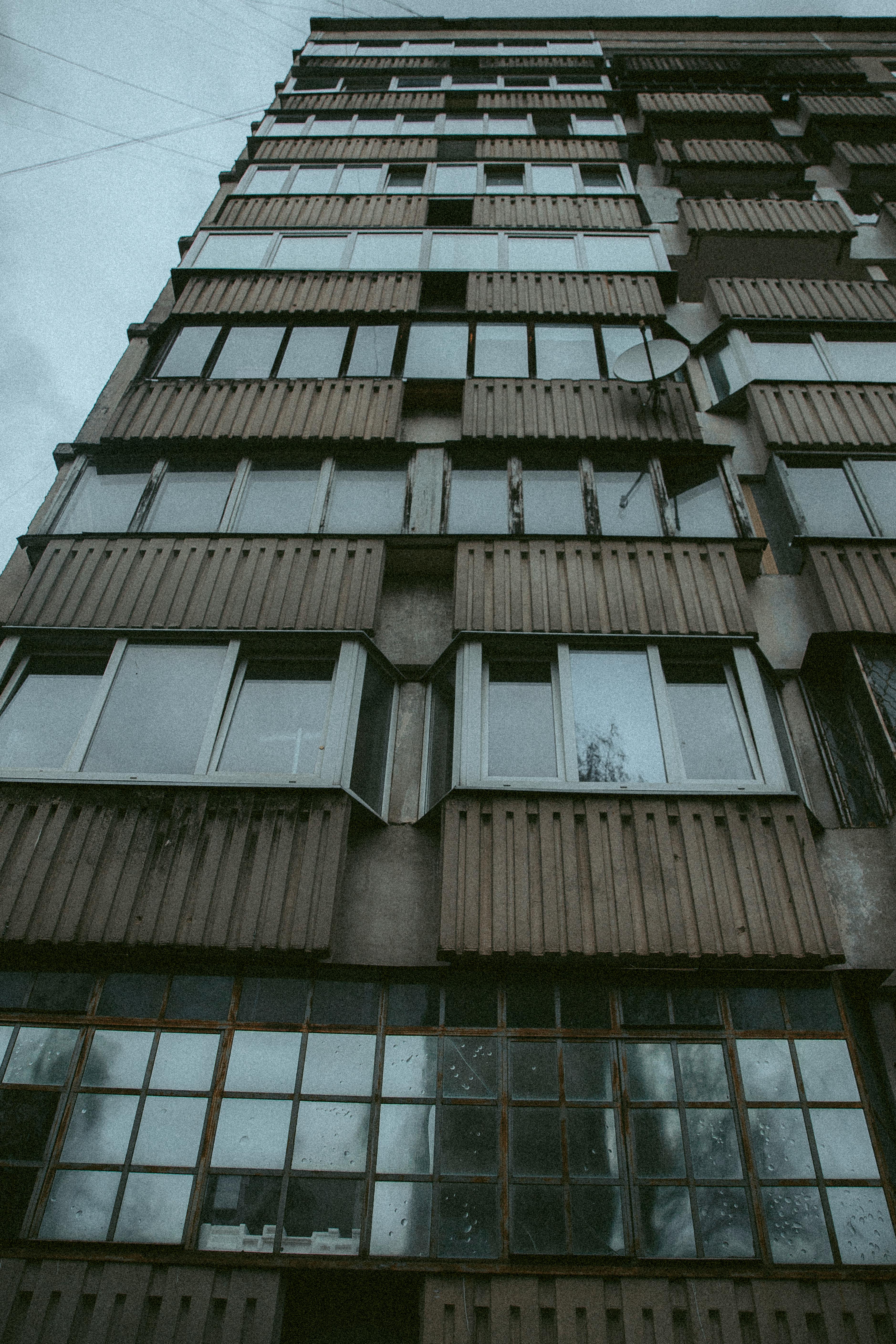 Neglected Facade of Block of Flats · Free Stock Photo