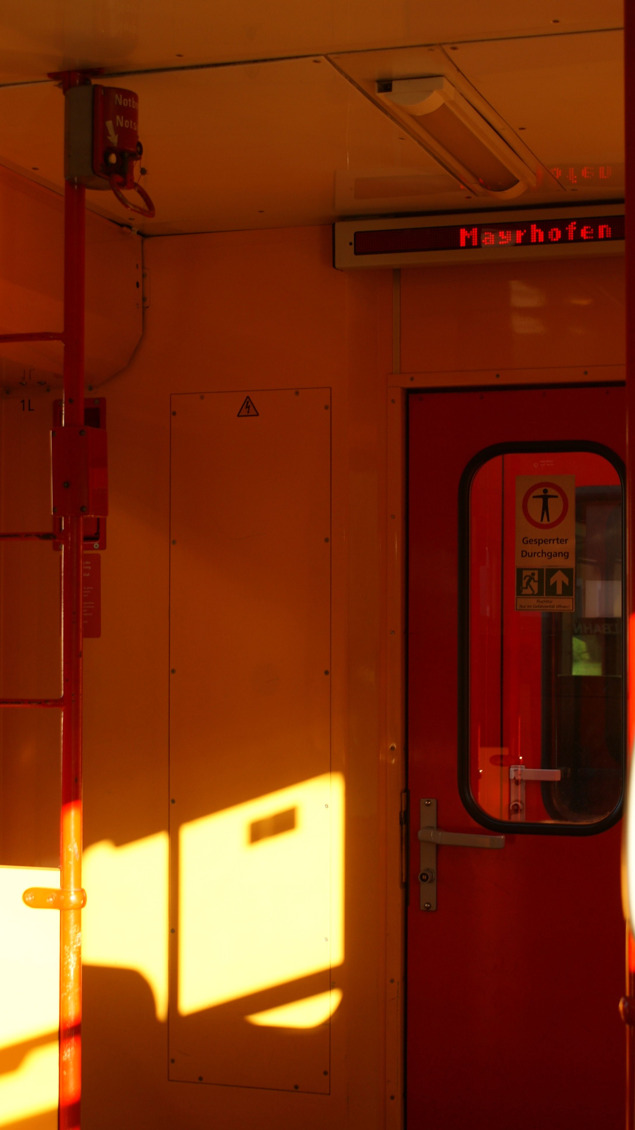Train Wall Photos, Download The BEST Free Train Wall Stock Photos & HD ...