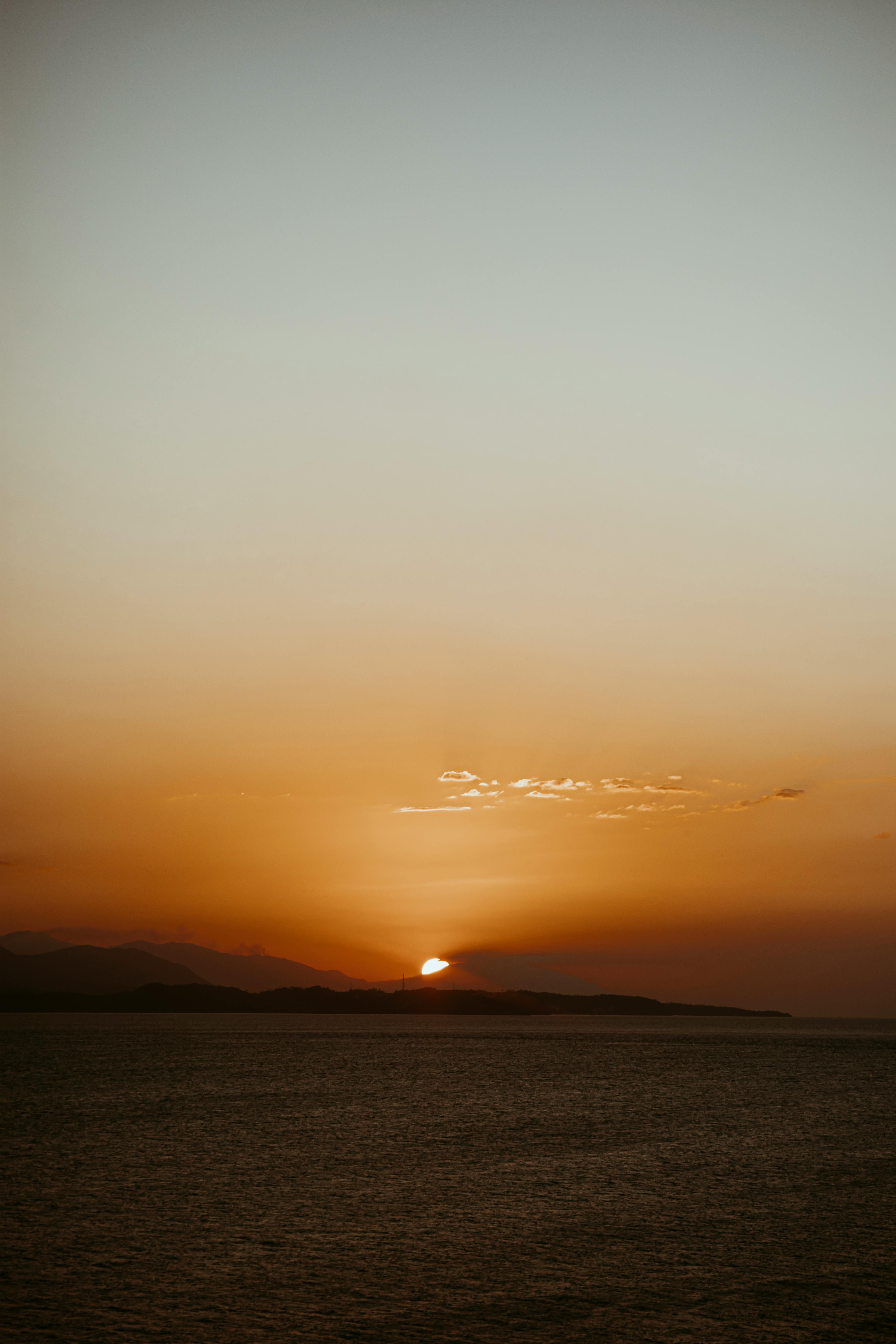 Sun Sinking Photos, Download The BEST Free Sun Sinking Stock Photos ...