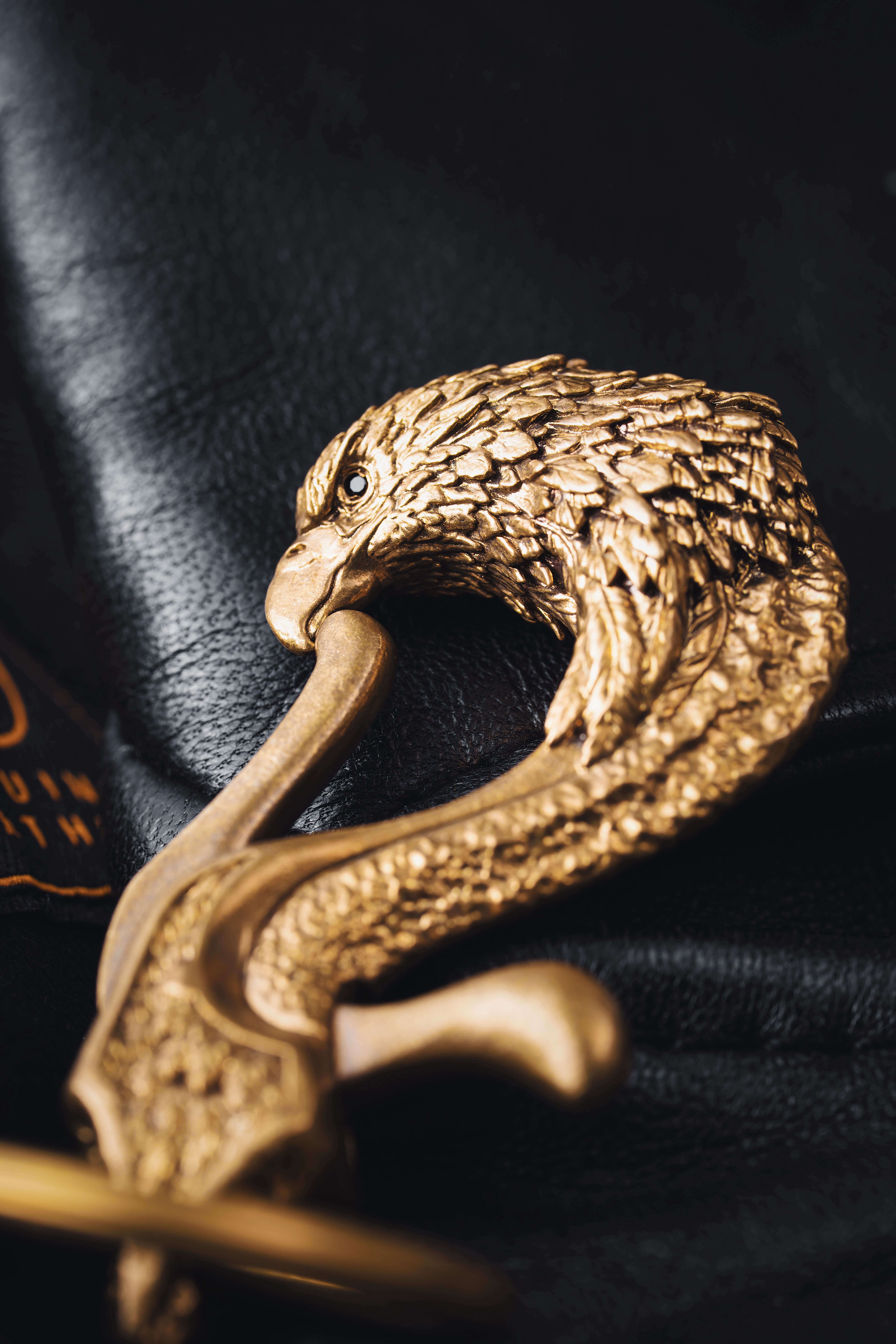 Eagle Head Sculpture Photos, Download The BEST Free Eagle Head ...