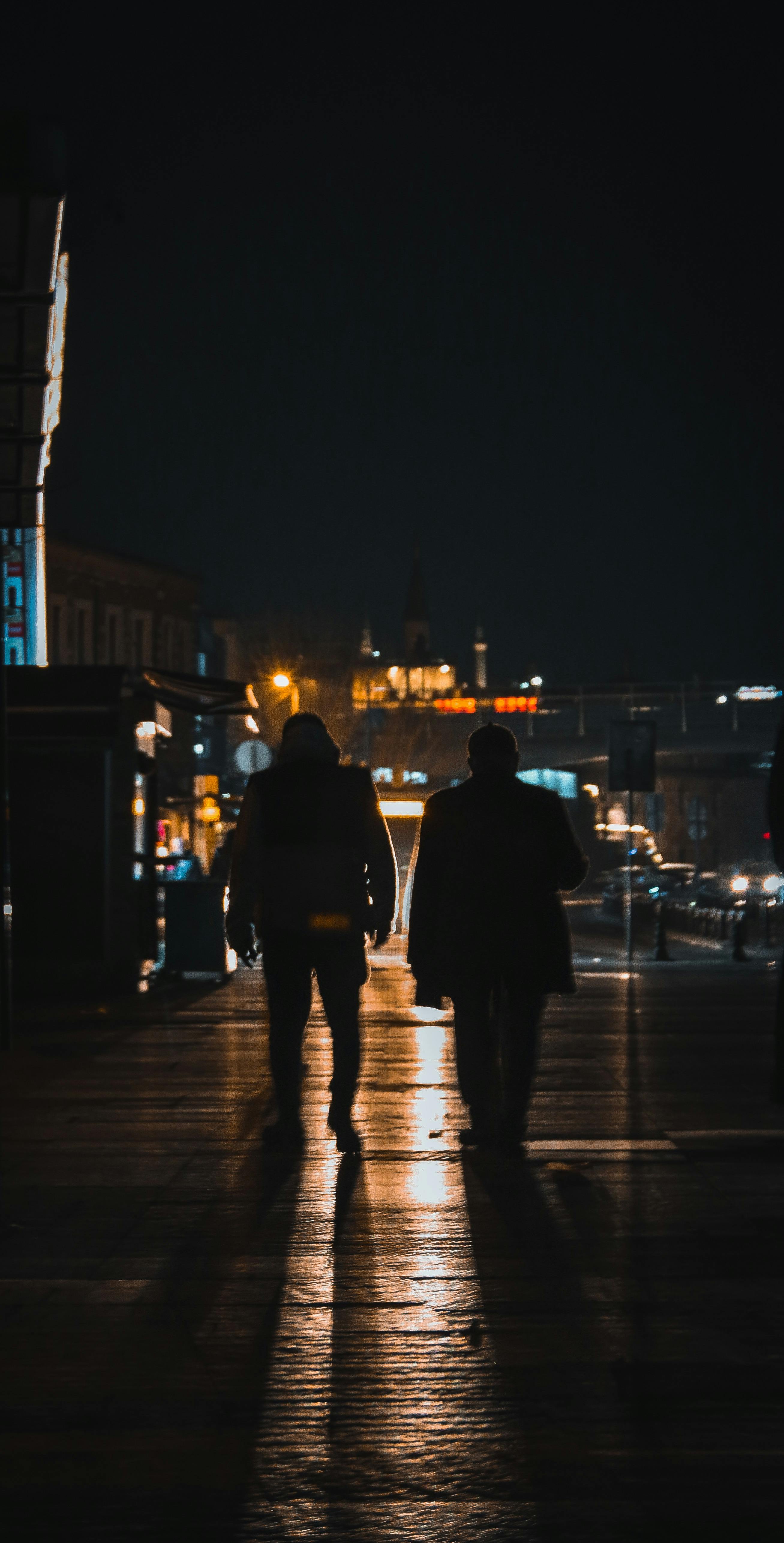 Walking At Night Photos, Download The BEST Free Walking At Night Stock ...