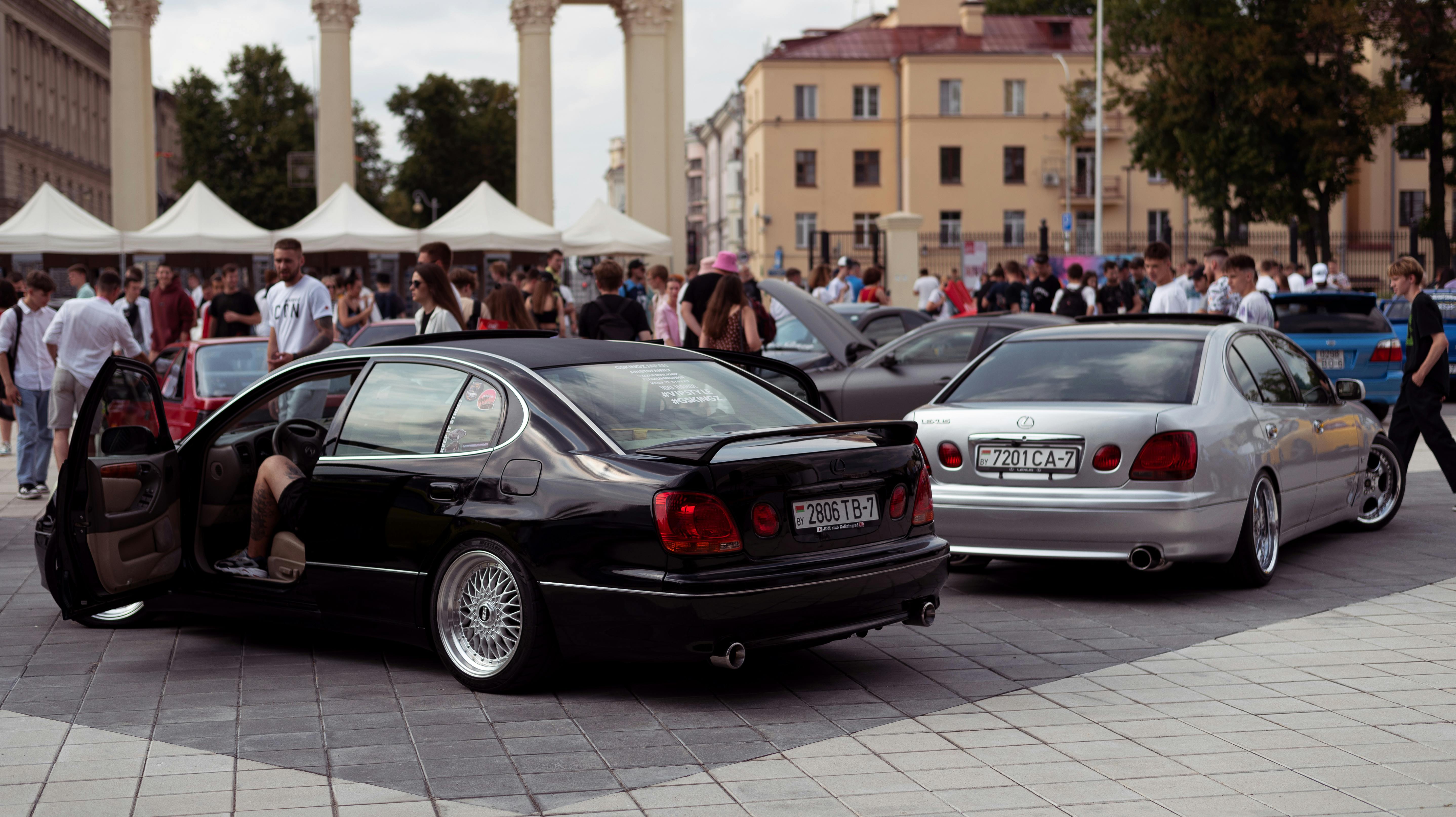 Lexus GS Cars · Free Stock Photo