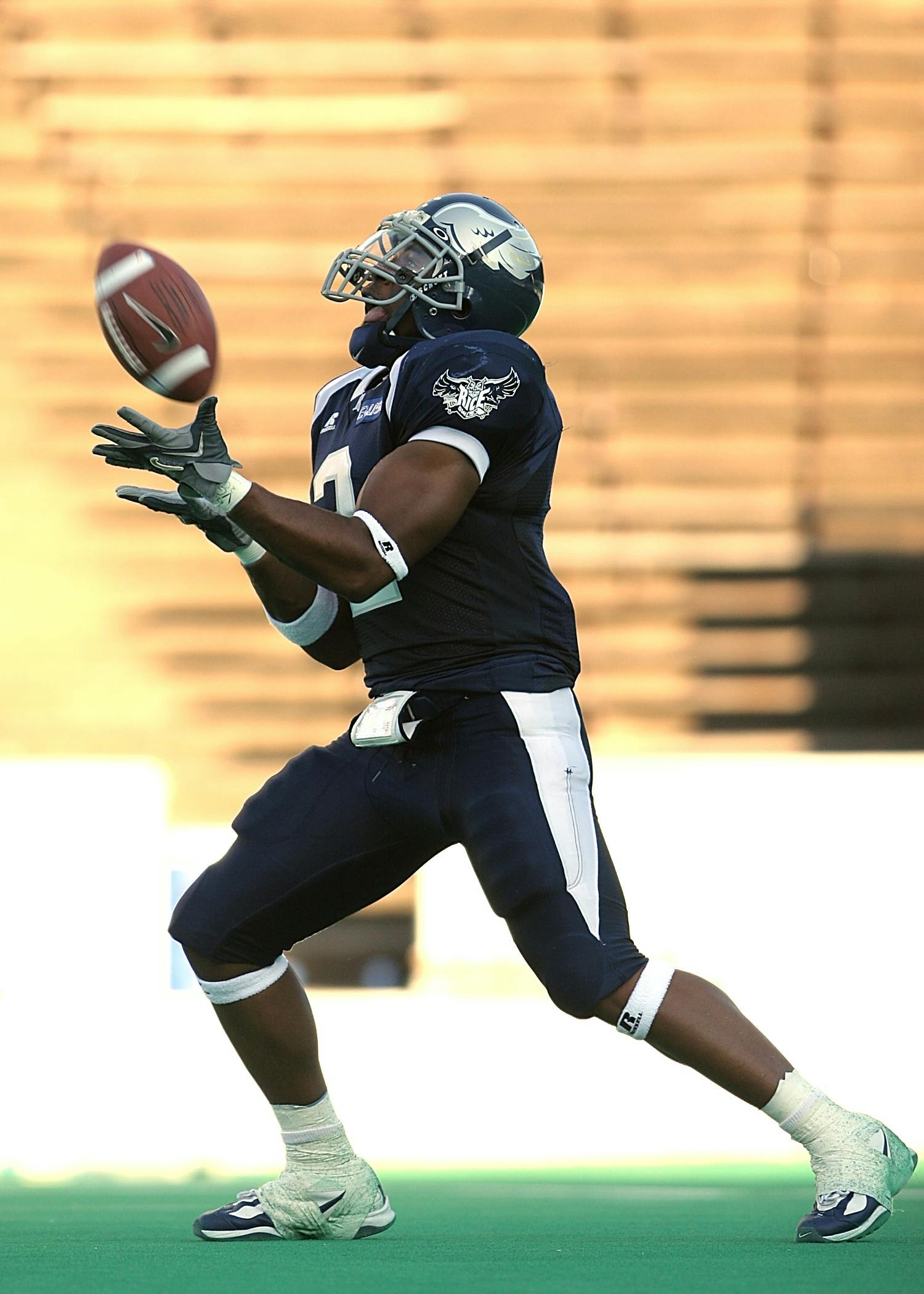 Man in Blue Football Jersey · Free Stock Photo