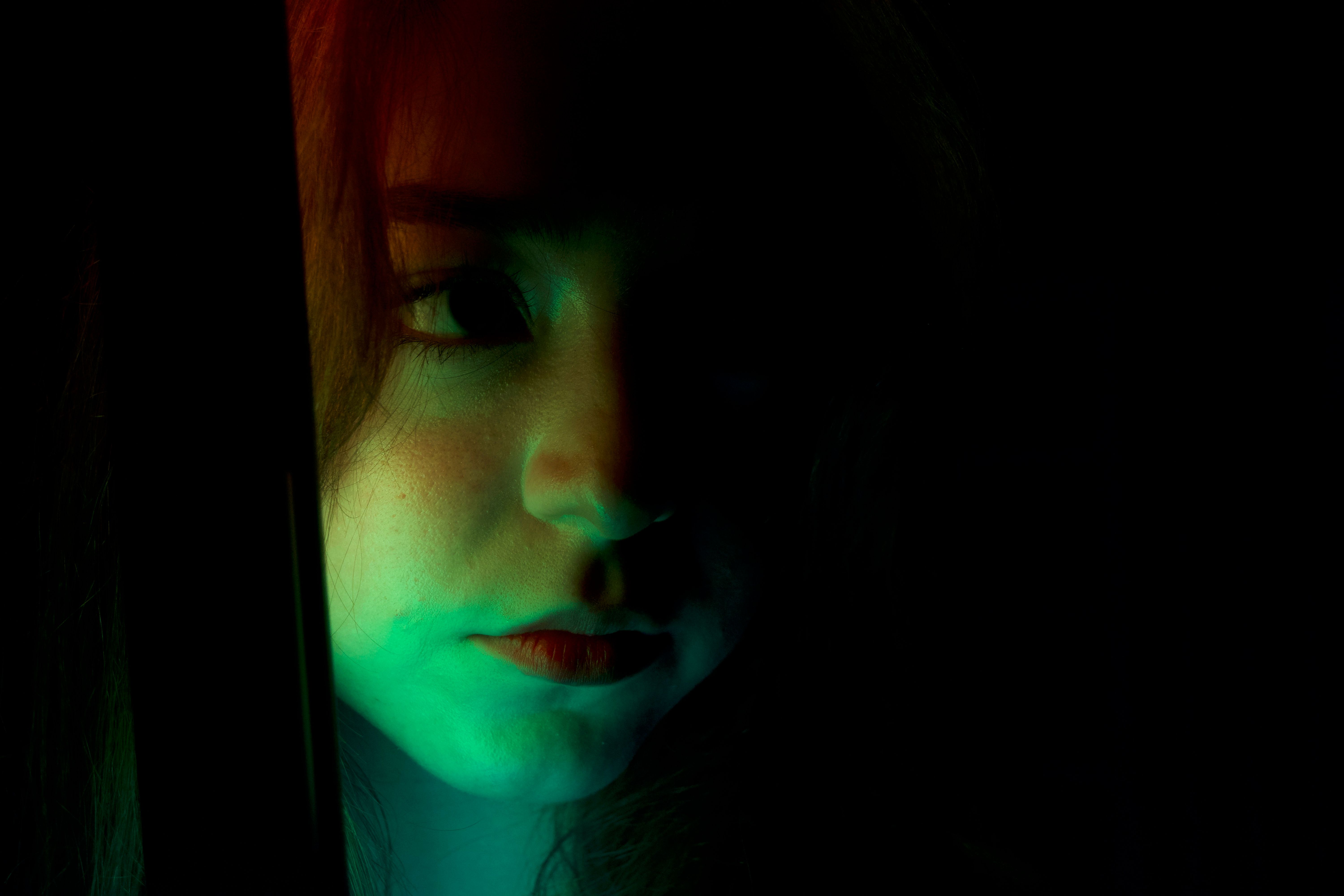 Face Model Green Background Photos, Download The BEST Free Face Model ...