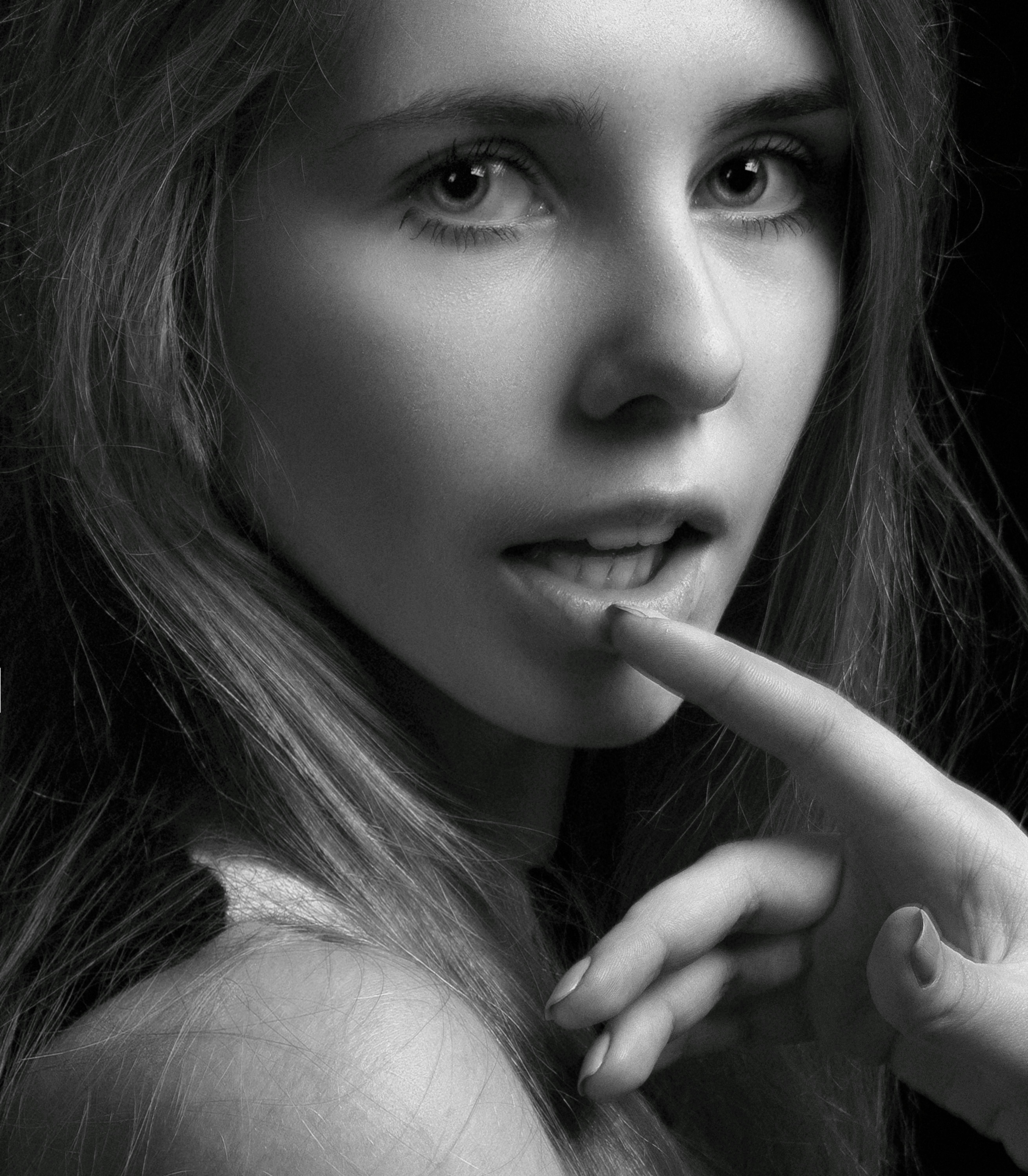 Black and White Side View Picture of a Young Woman with Eyes Closed ...