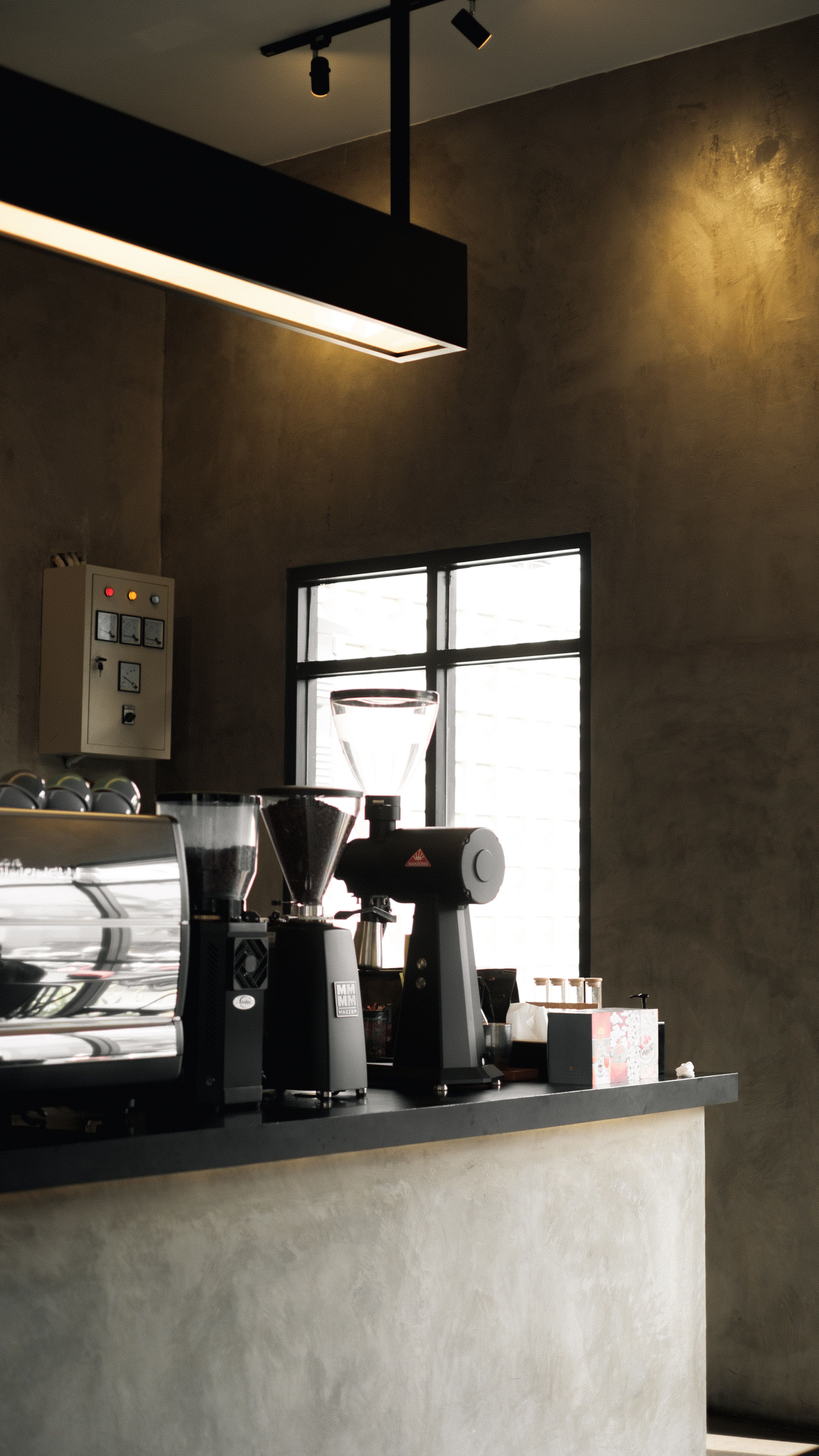 Coffee Makers Standing on a Cafe Counter · Free Stock Photo