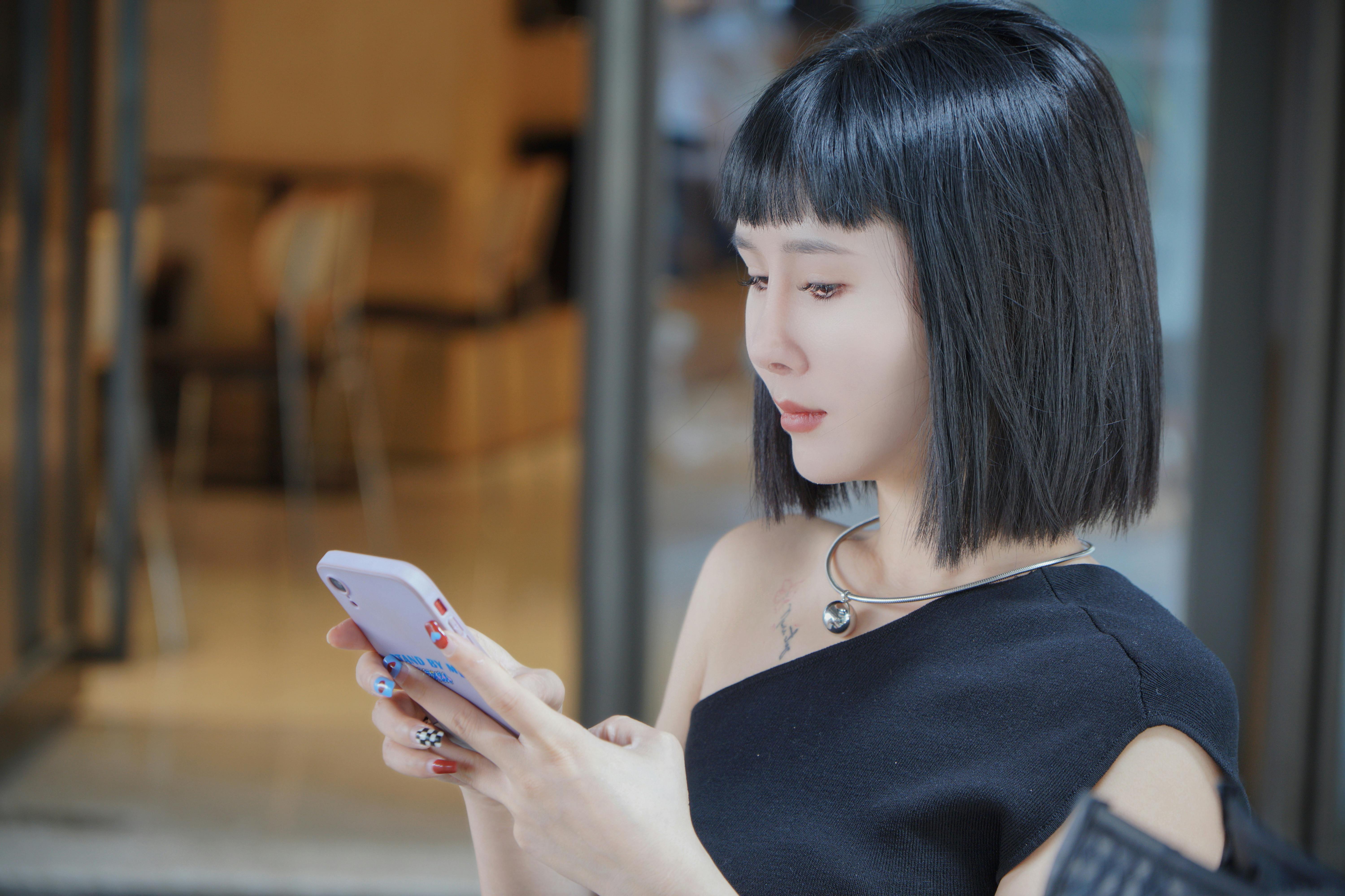 Image Of Distractions Photos, Download The BEST Free Image Of ...