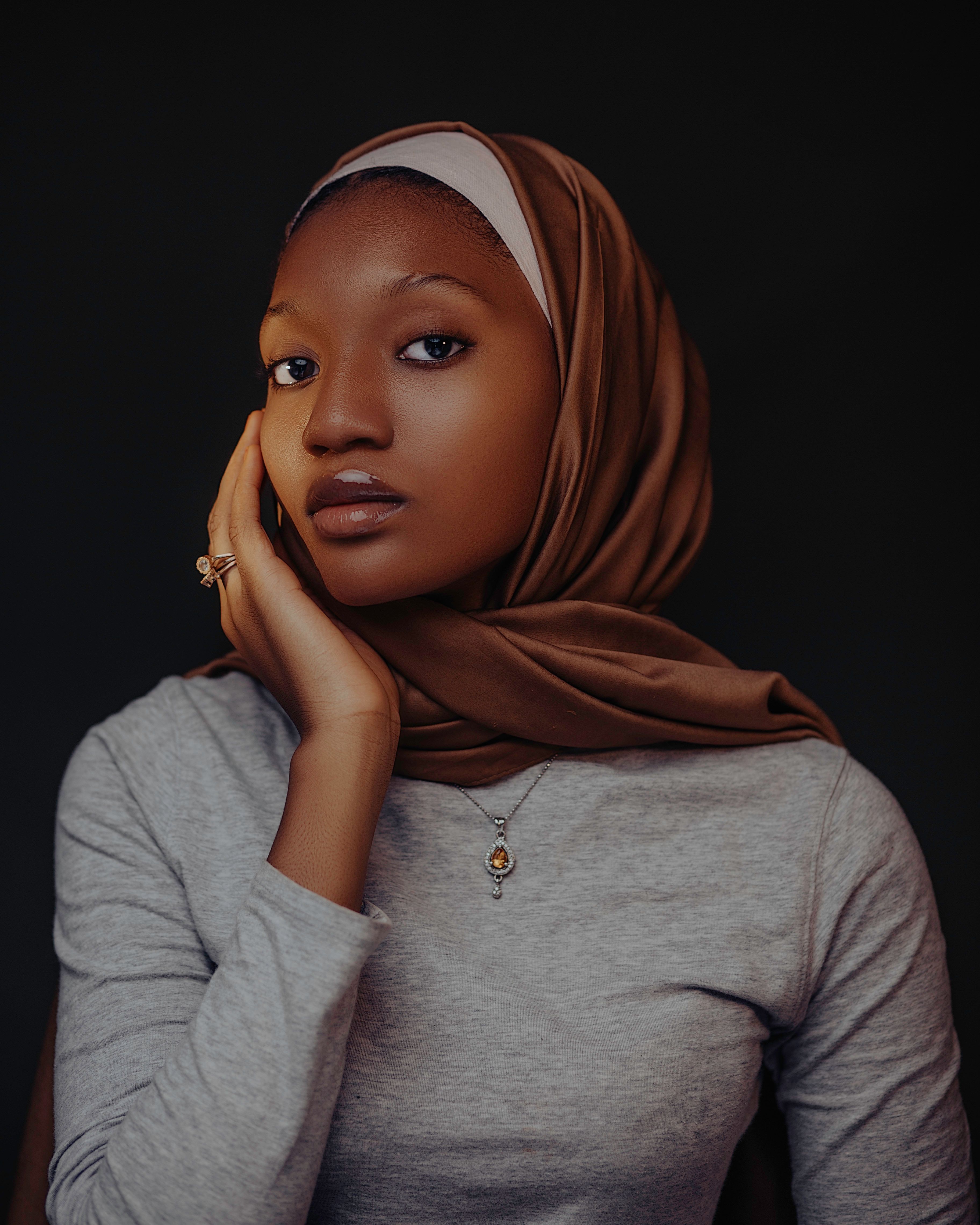 Hijab Model Photos, Download The BEST Free Hijab Model Stock Photos ...
