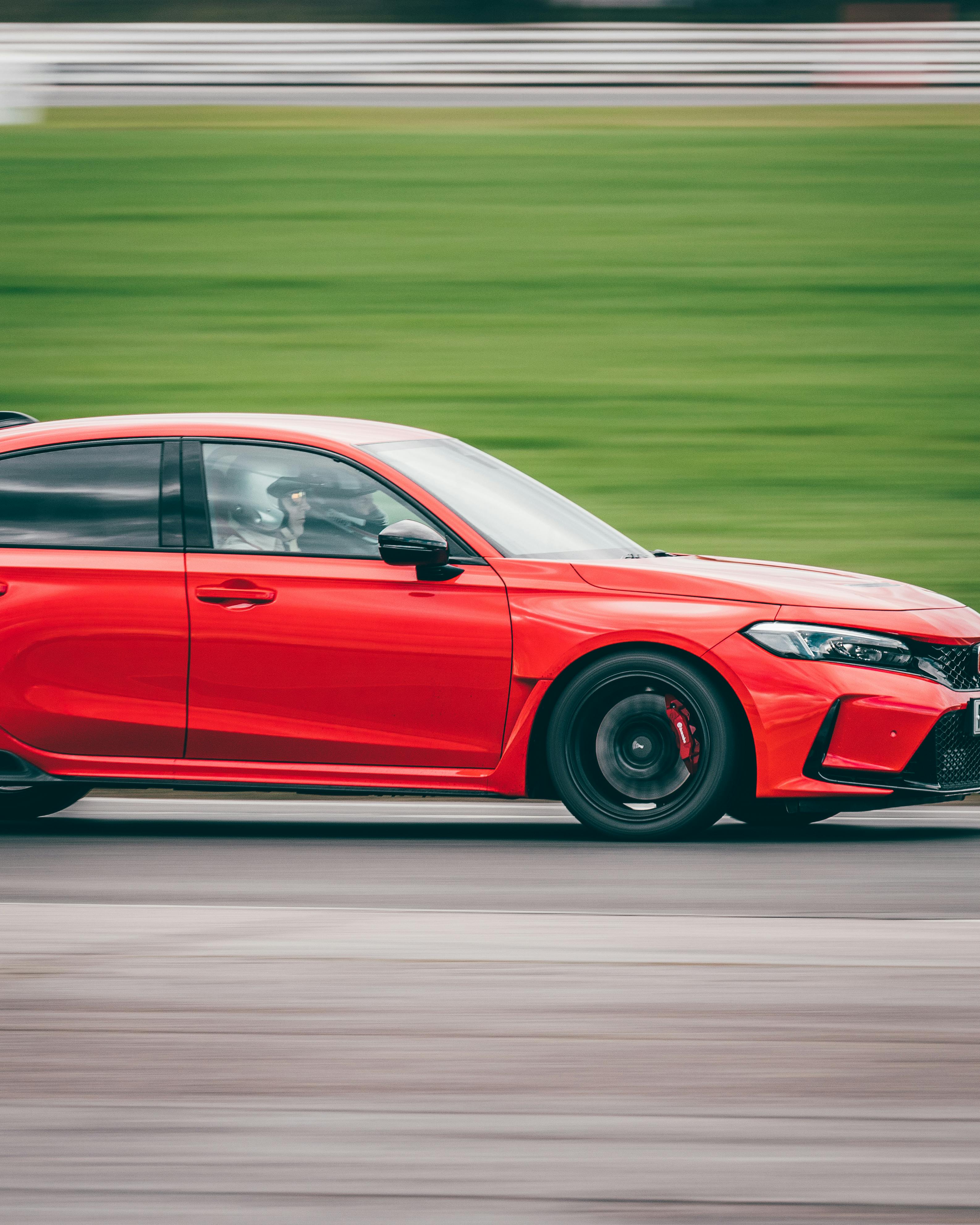 Revving into the weekend with the stunning 11th gen Honda Civic Type R ...