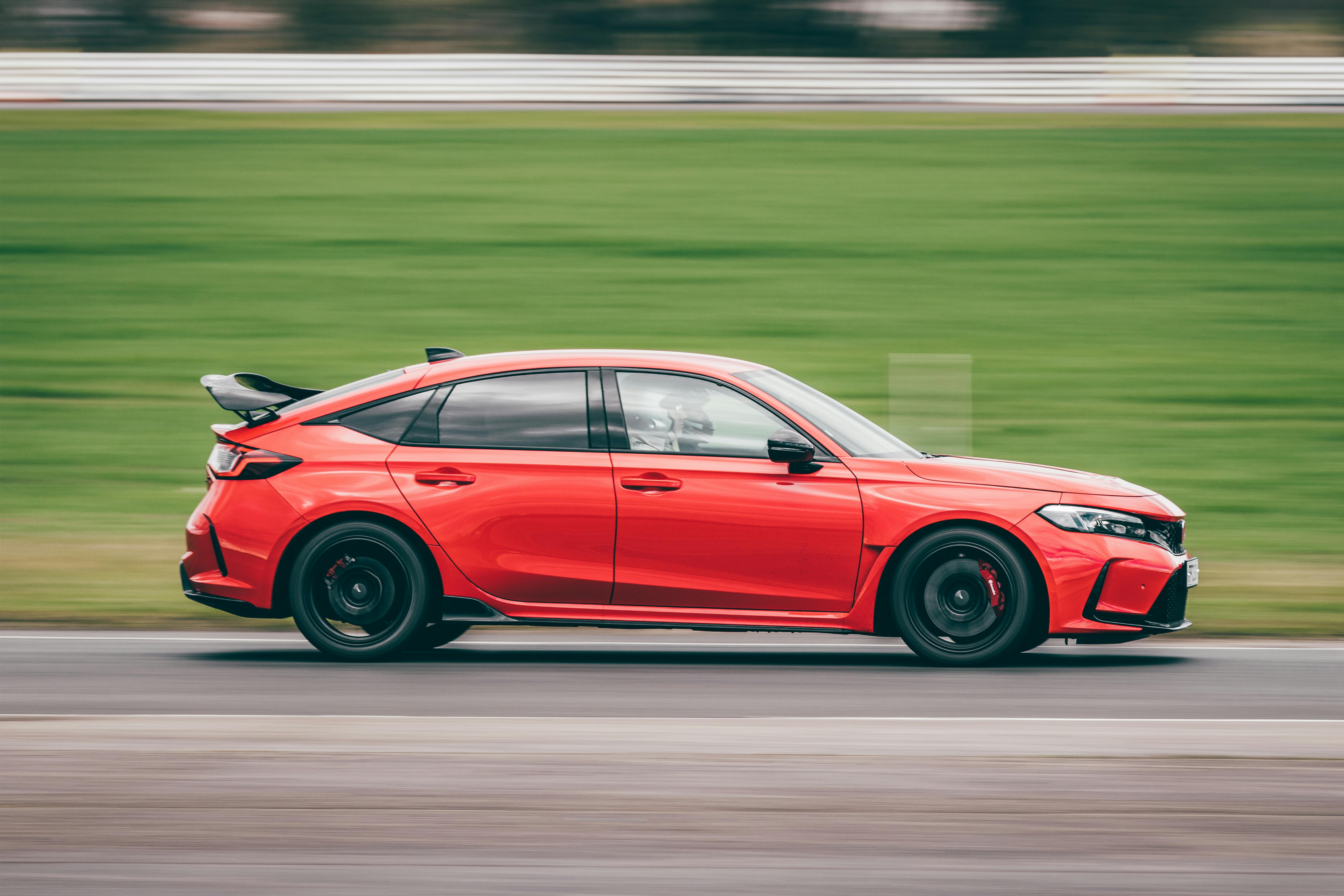 Revving into the weekend with the stunning 11th gen Honda Civic Type R ...