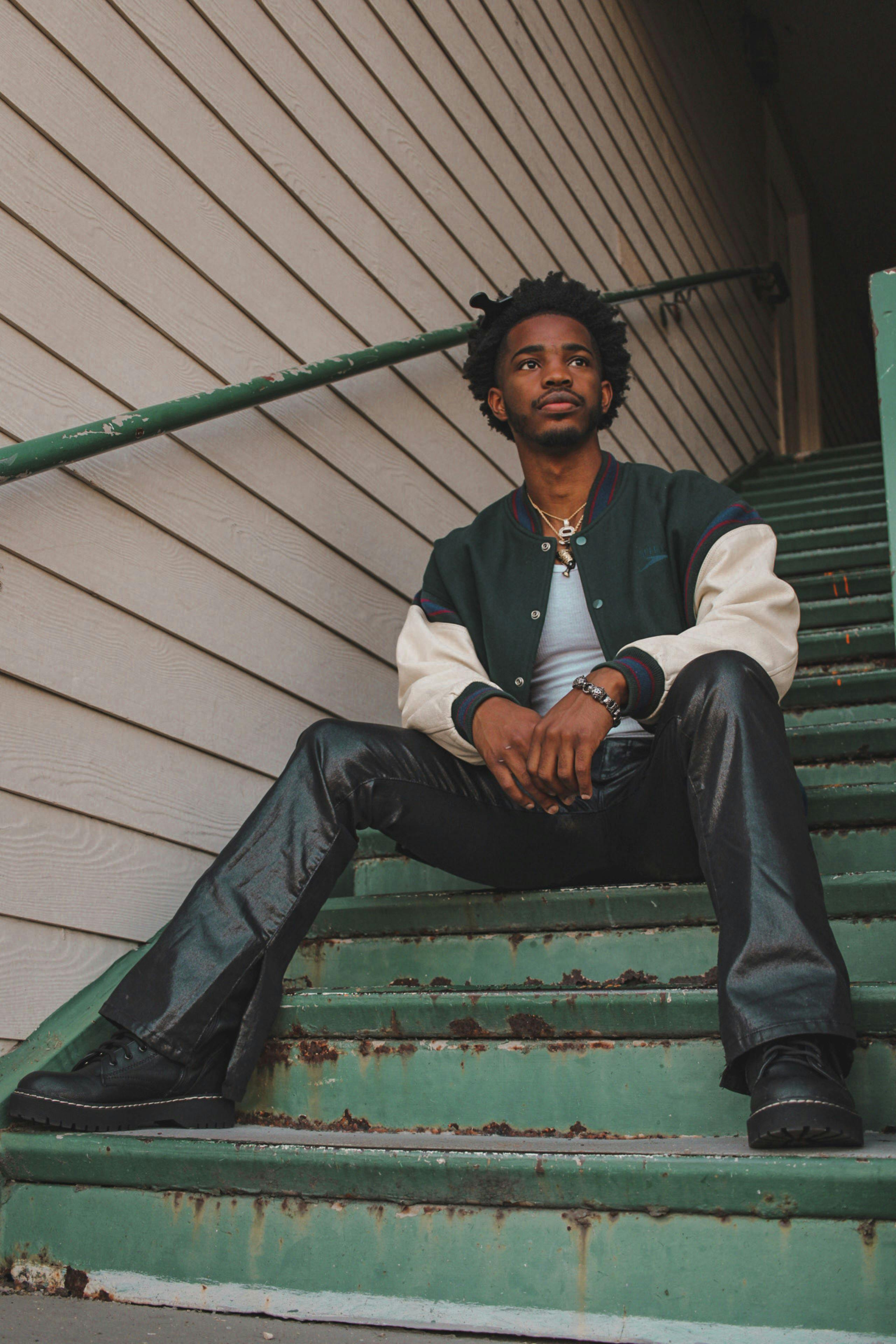 The 1975 Photos, Download The BEST Free The 1975 Stock Photos & HD Images