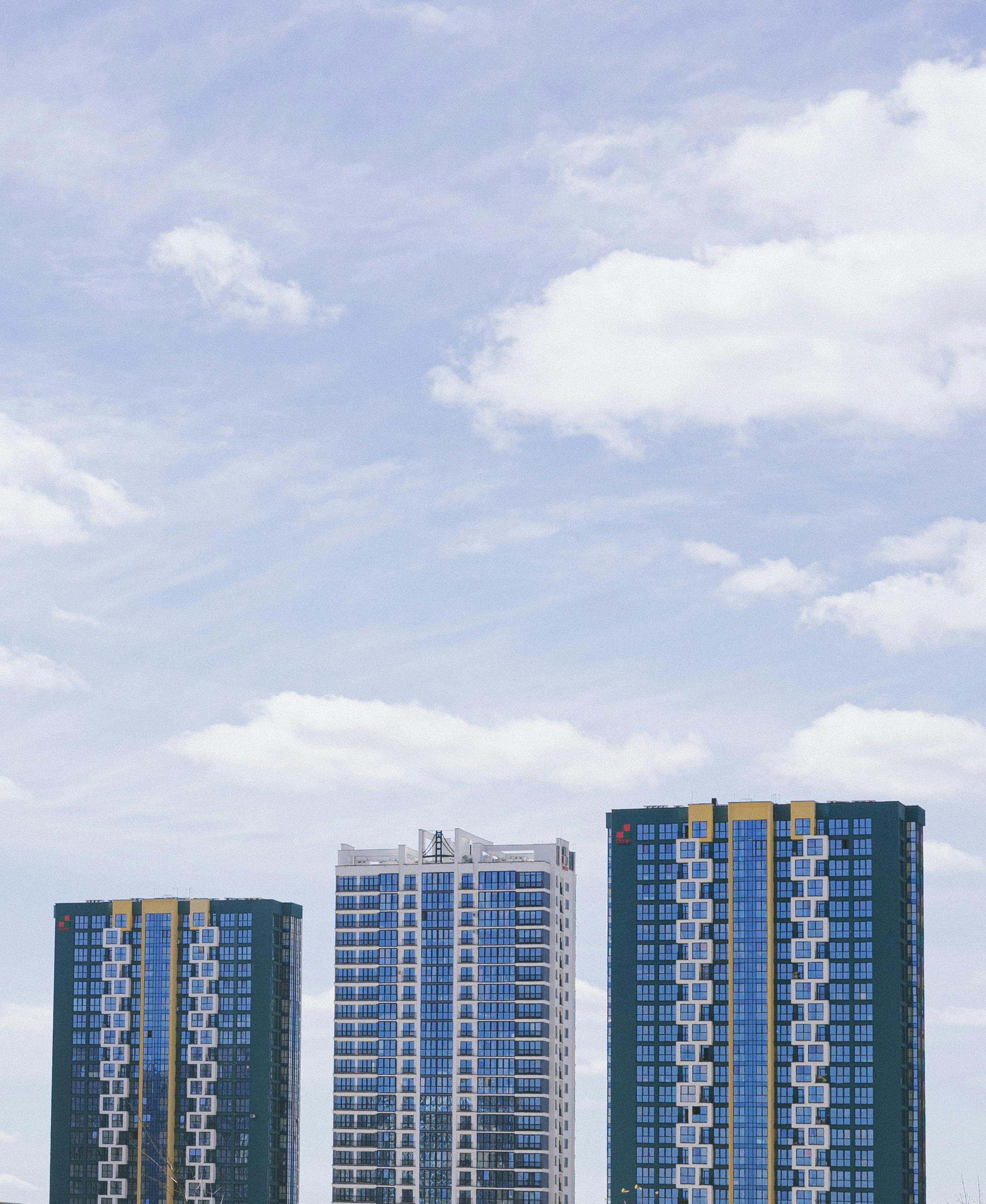 Building Sky Photos, Download The BEST Free Building Sky Stock Photos ...