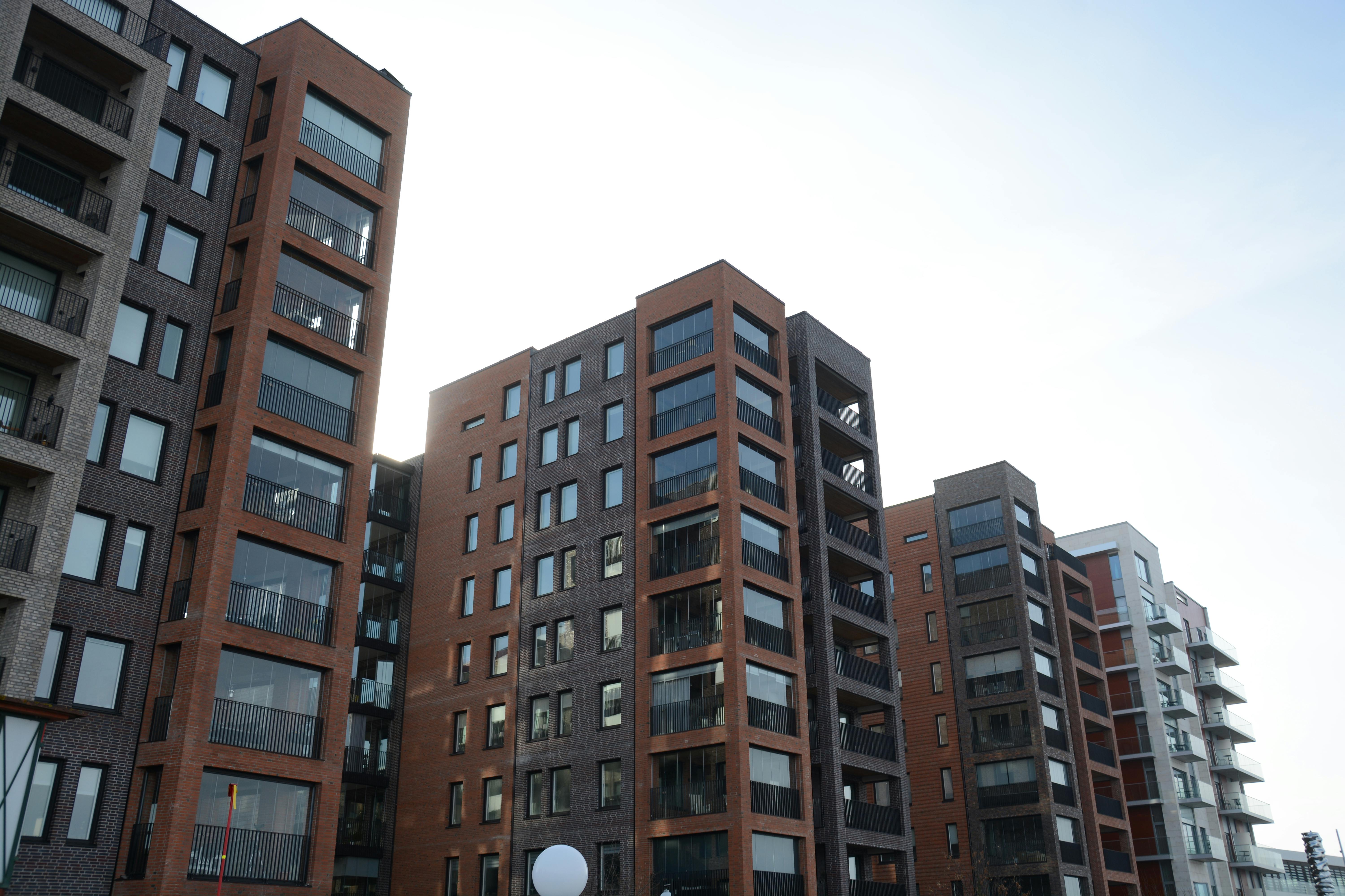 Pink High Rise Building · Free Stock Photo