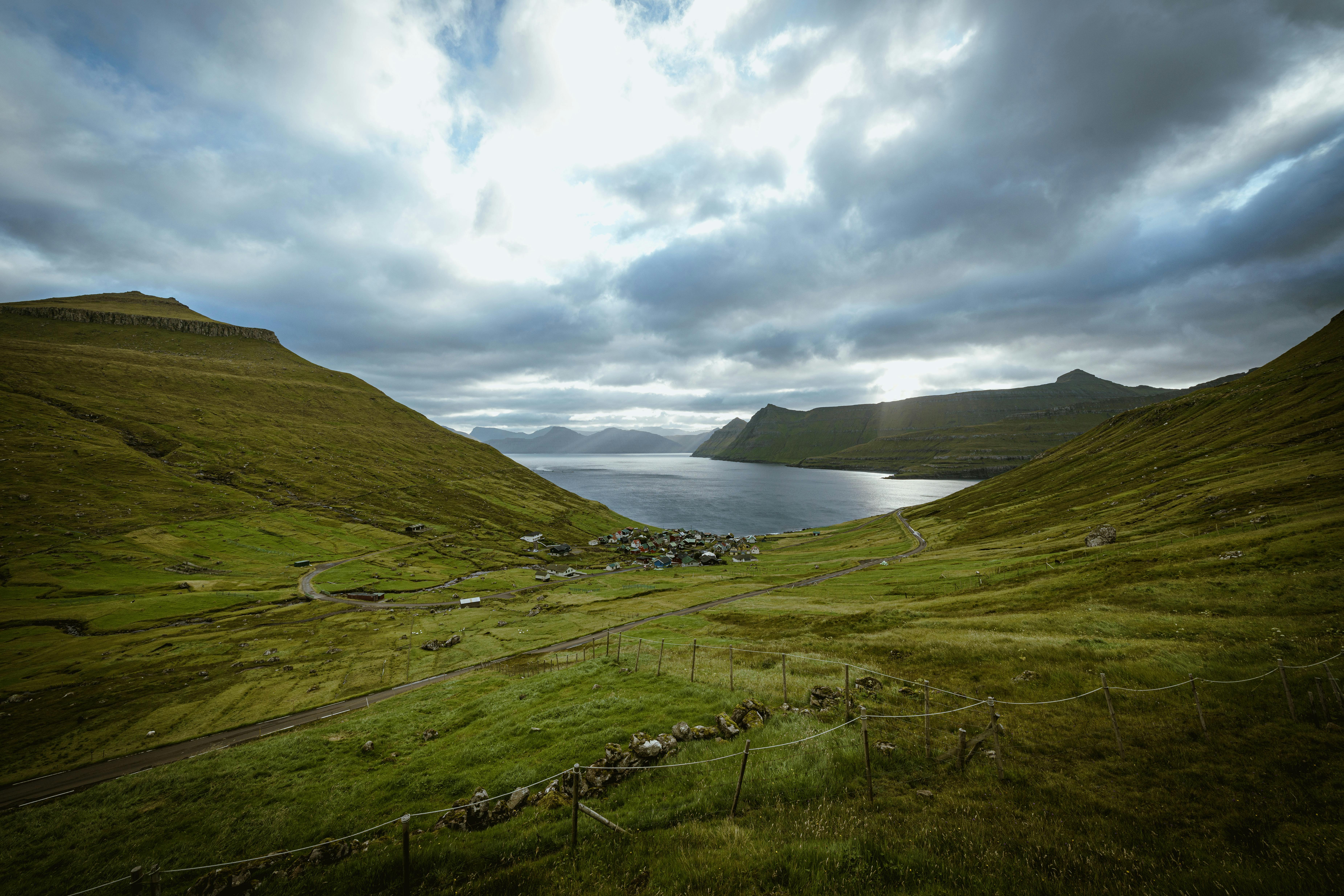 Beautiful Green Grass Hills Pastures Photos, Download The BEST Free ...