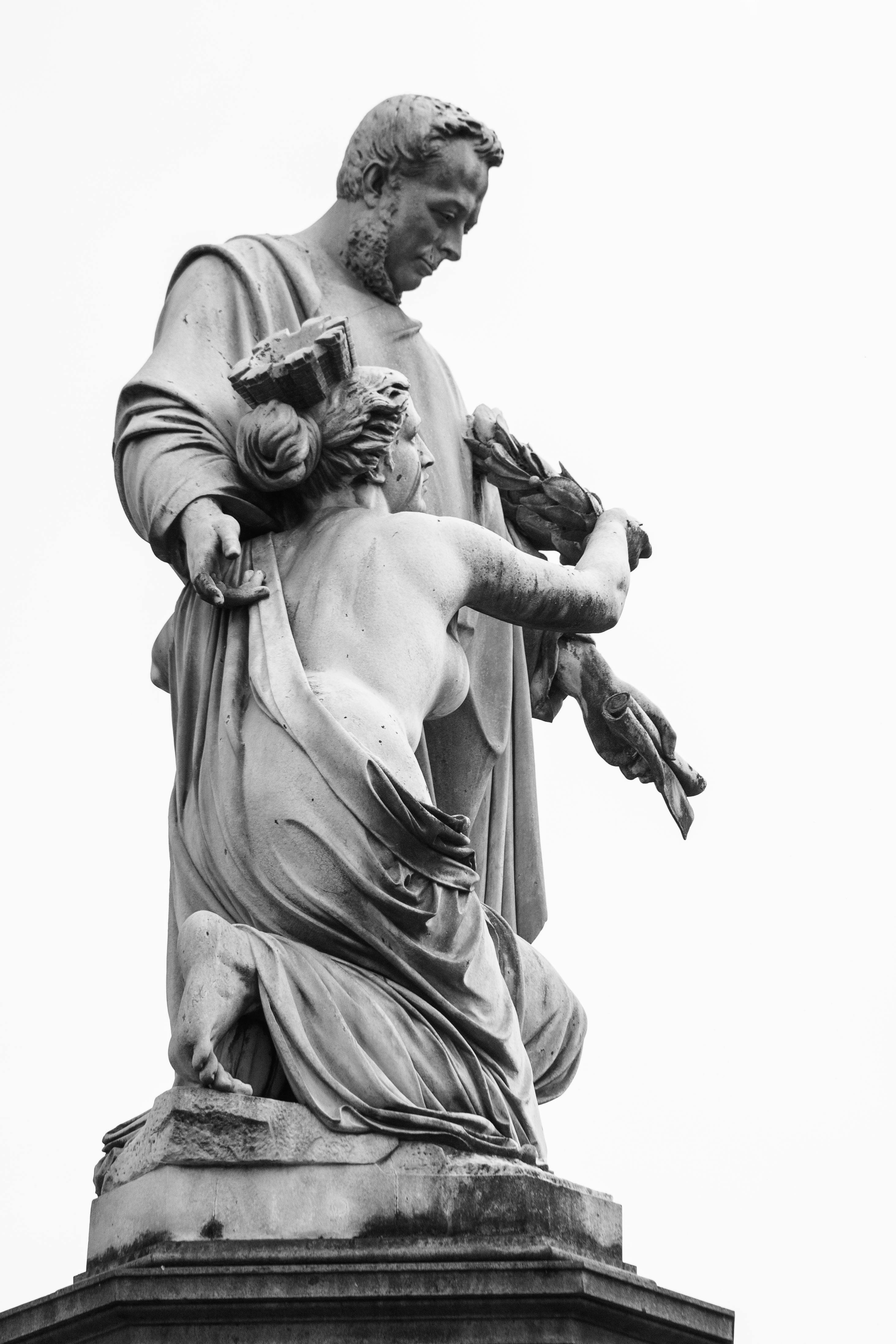 Three Mans Statue · Free Stock Photo