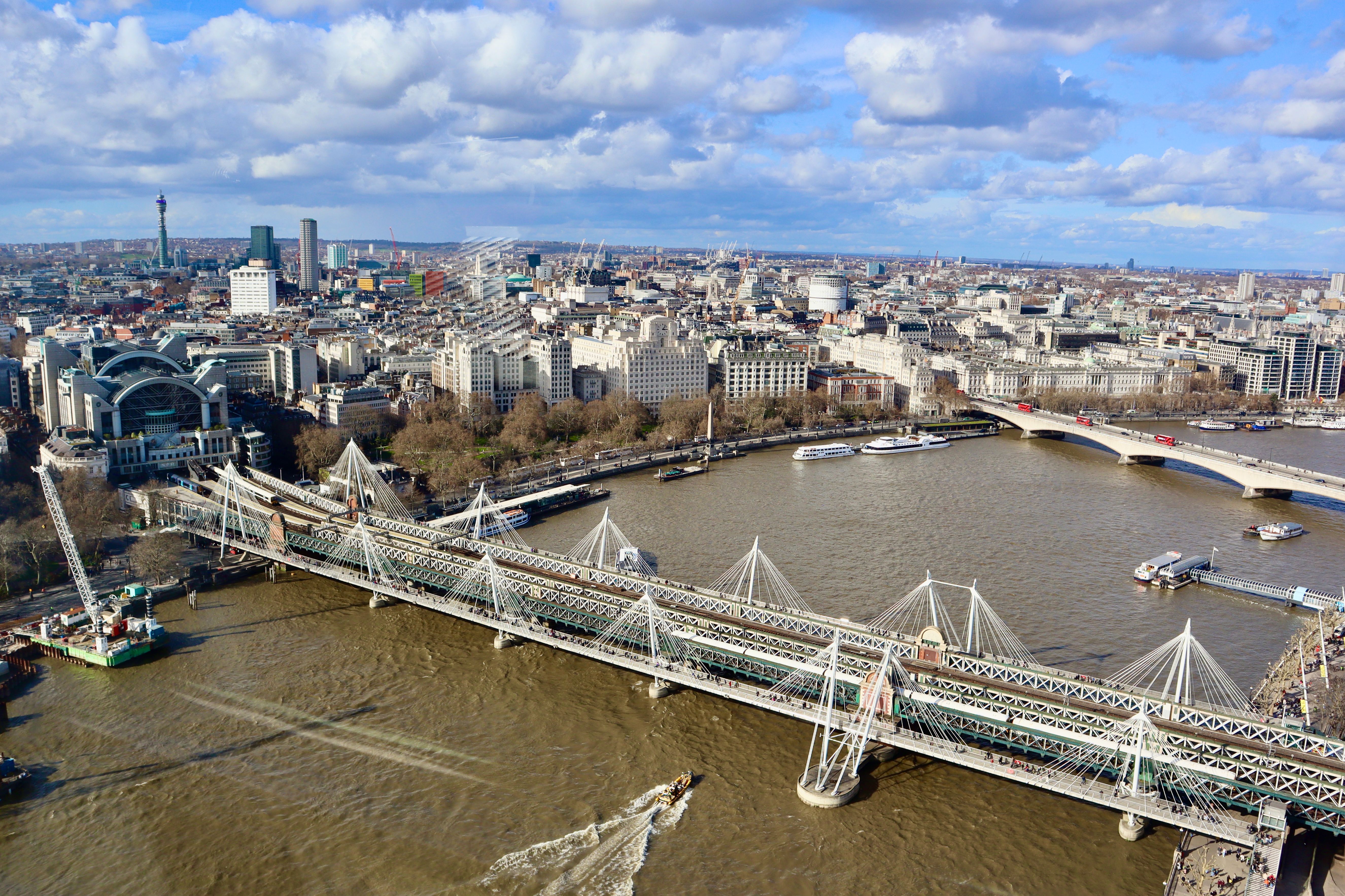 Hungerford Bridge and Golden Jubilee Bridge in London · Free Stock Photo
