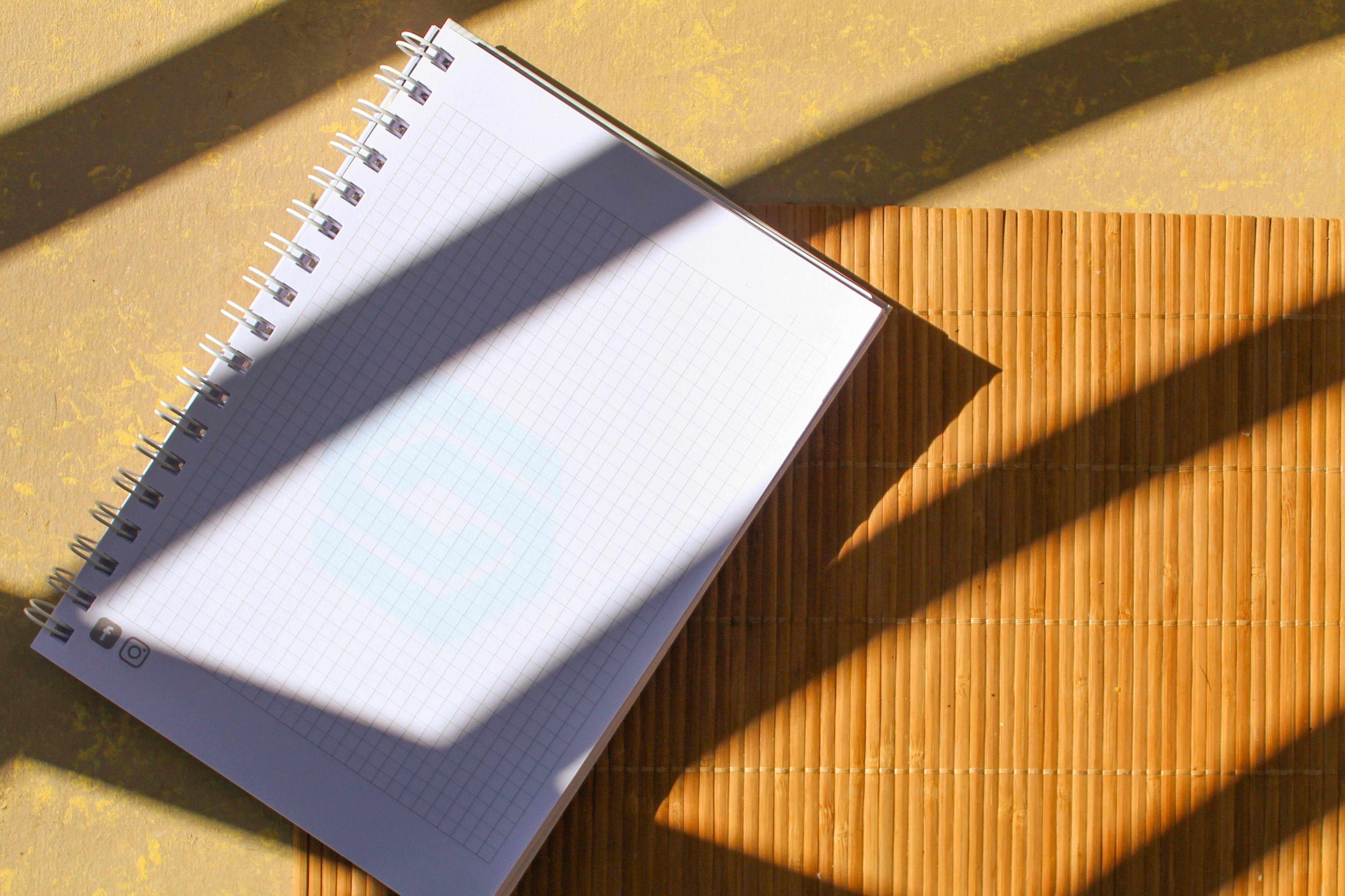 libreta · Free Stock Photo