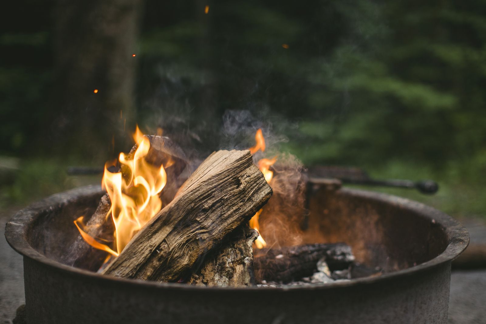 Camp Fire Photos, Download The BEST Free Camp Fire Stock Photos & HD Images