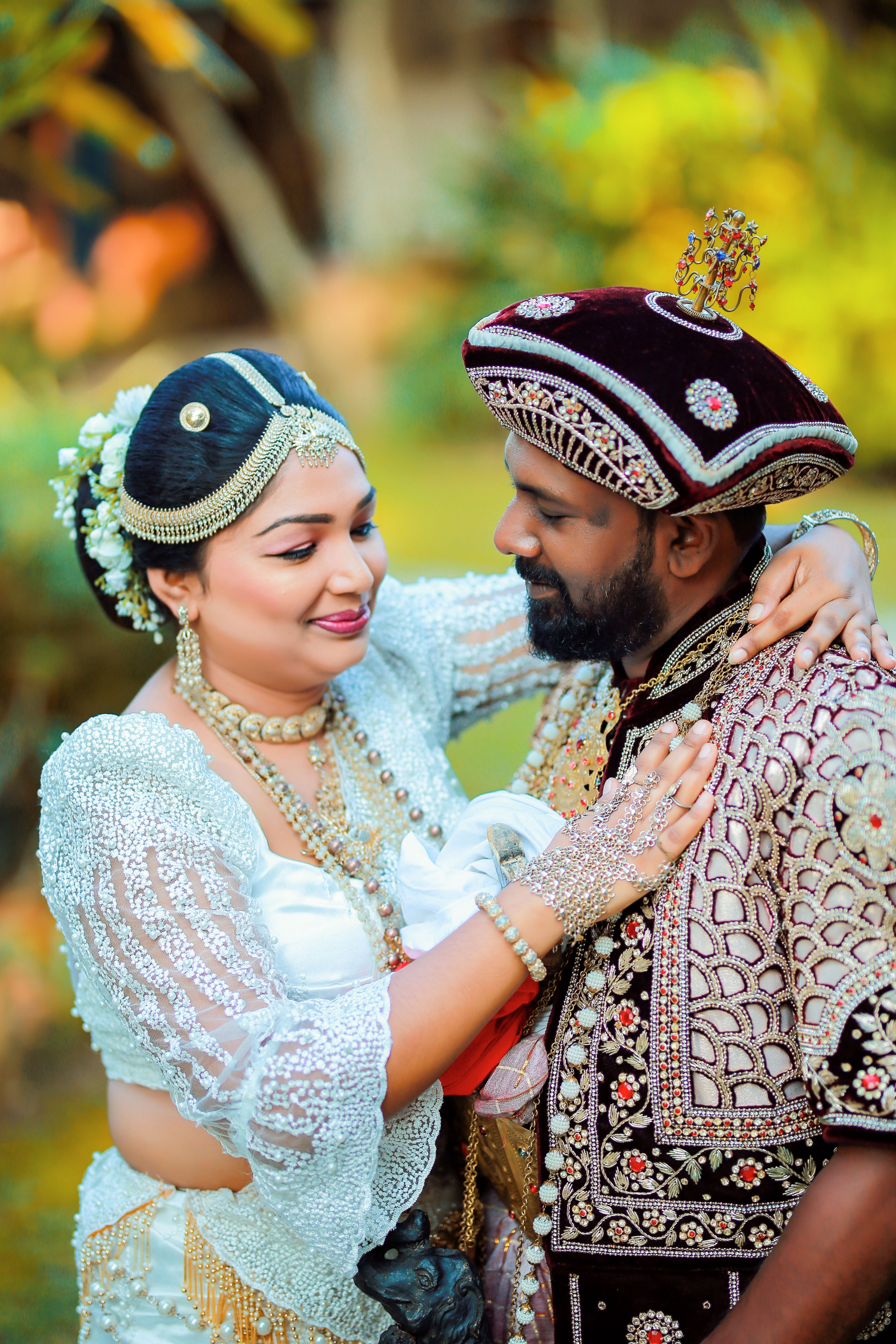 Sri Lankan Traditional Couple Photos, Download The BEST Free Sri Lankan ...